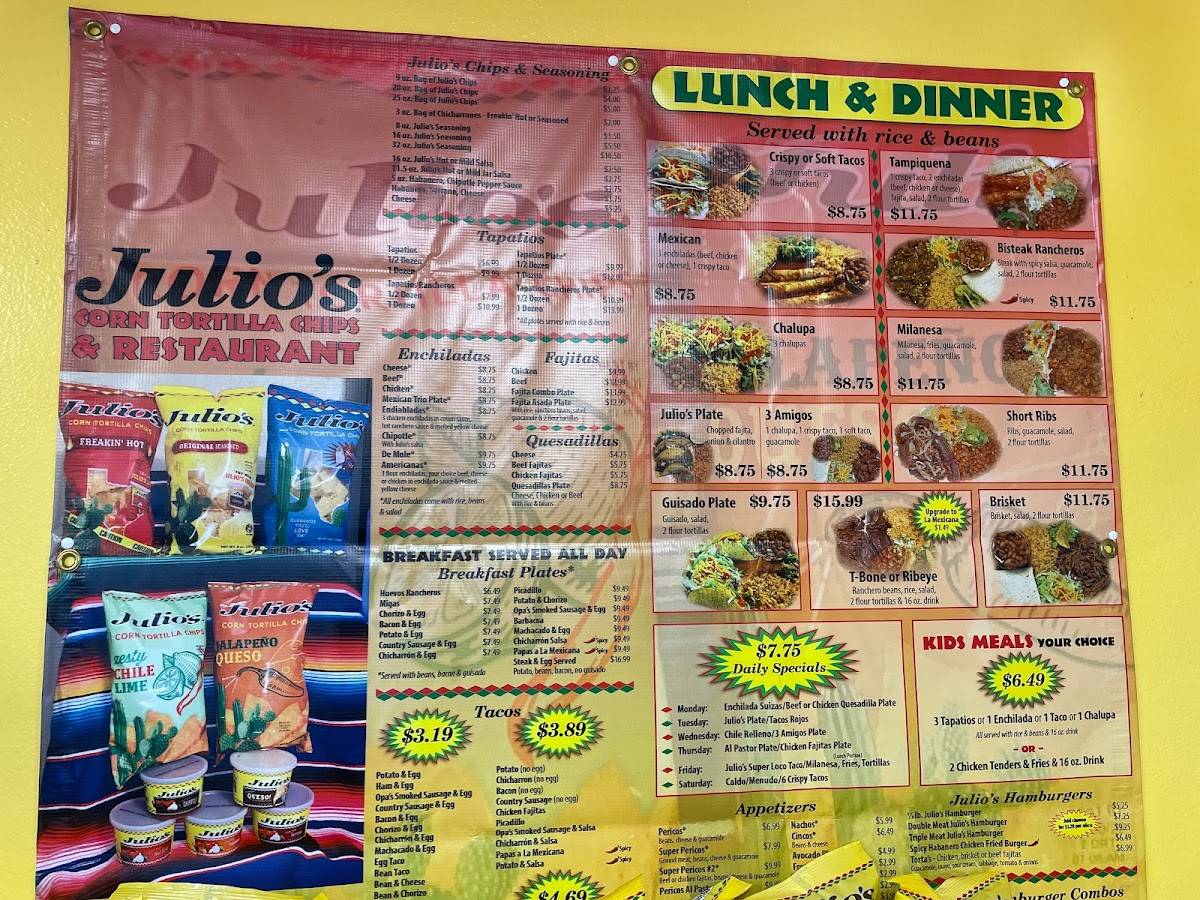 Menu at Julio's Seasoning & Corn Chips restaurant, Del Rio, US-90