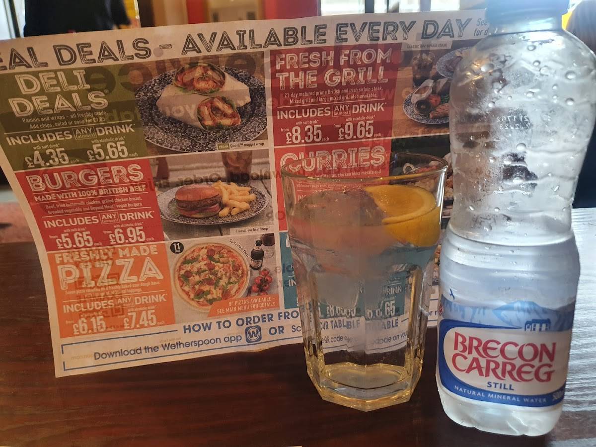 Menu at The Hatters Inn - JD Wetherspoon pub & bar, Bognor Regis