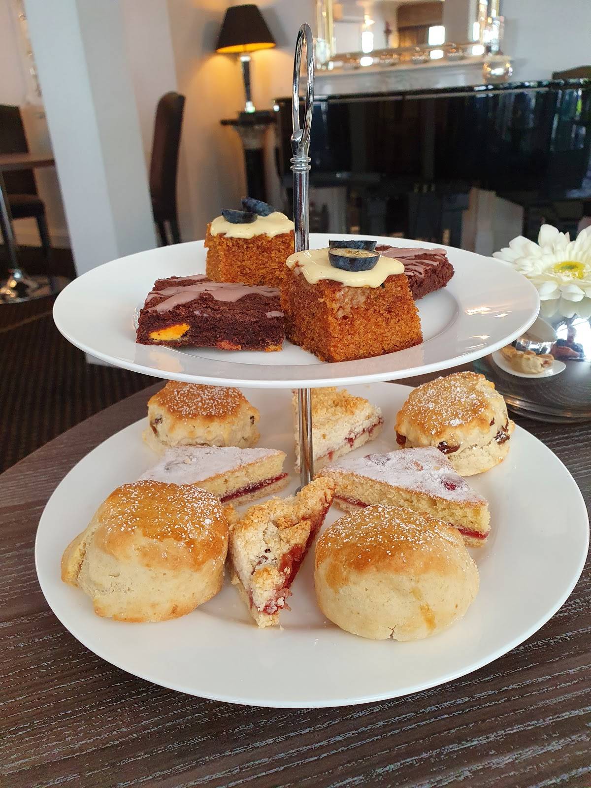 Menu at The Lord Bute Hotel & Restaurant, Christchurch