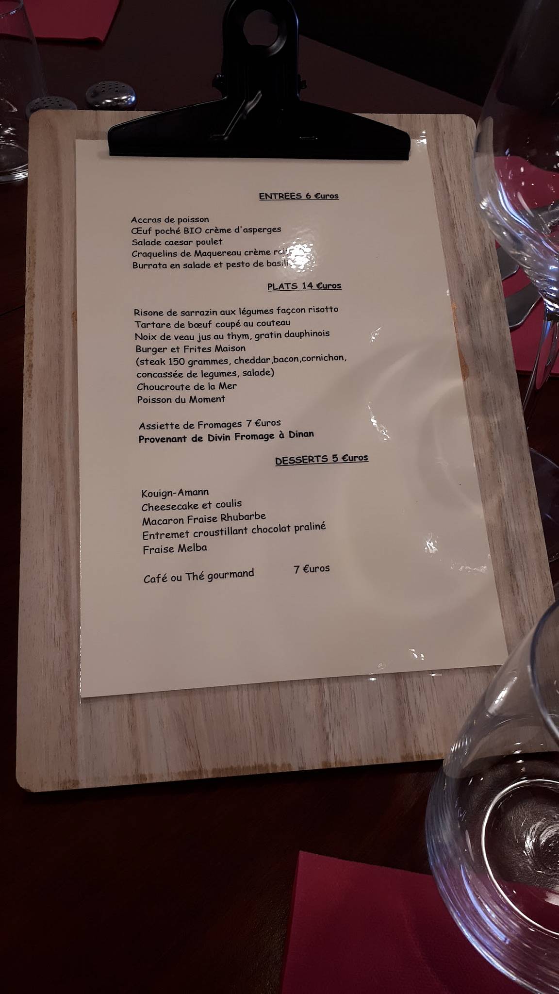 Menu au Cosy restaurant, Dinan