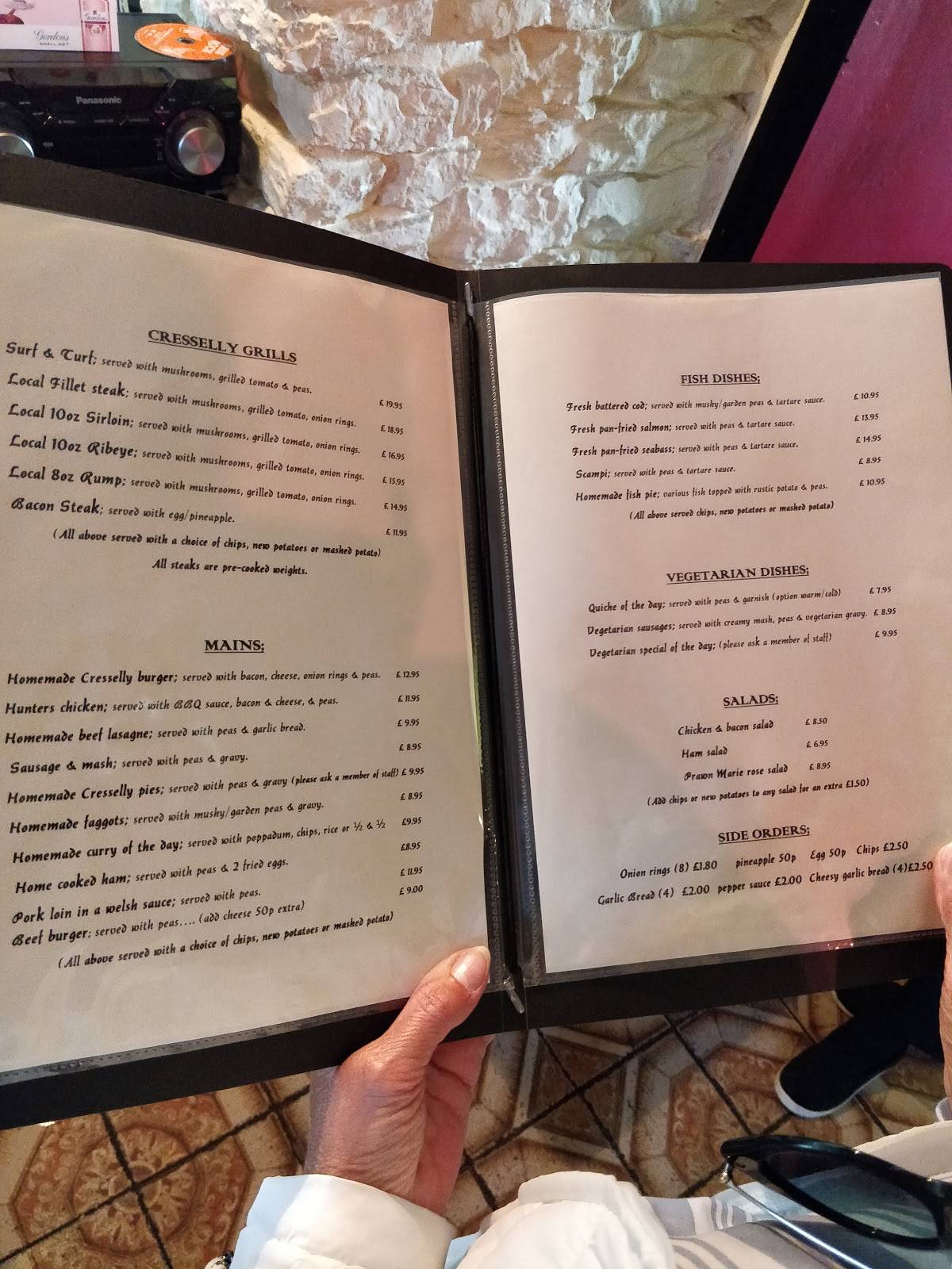 Menu at Cresselly Arms pub & bar, England, Pont-ar-gothi