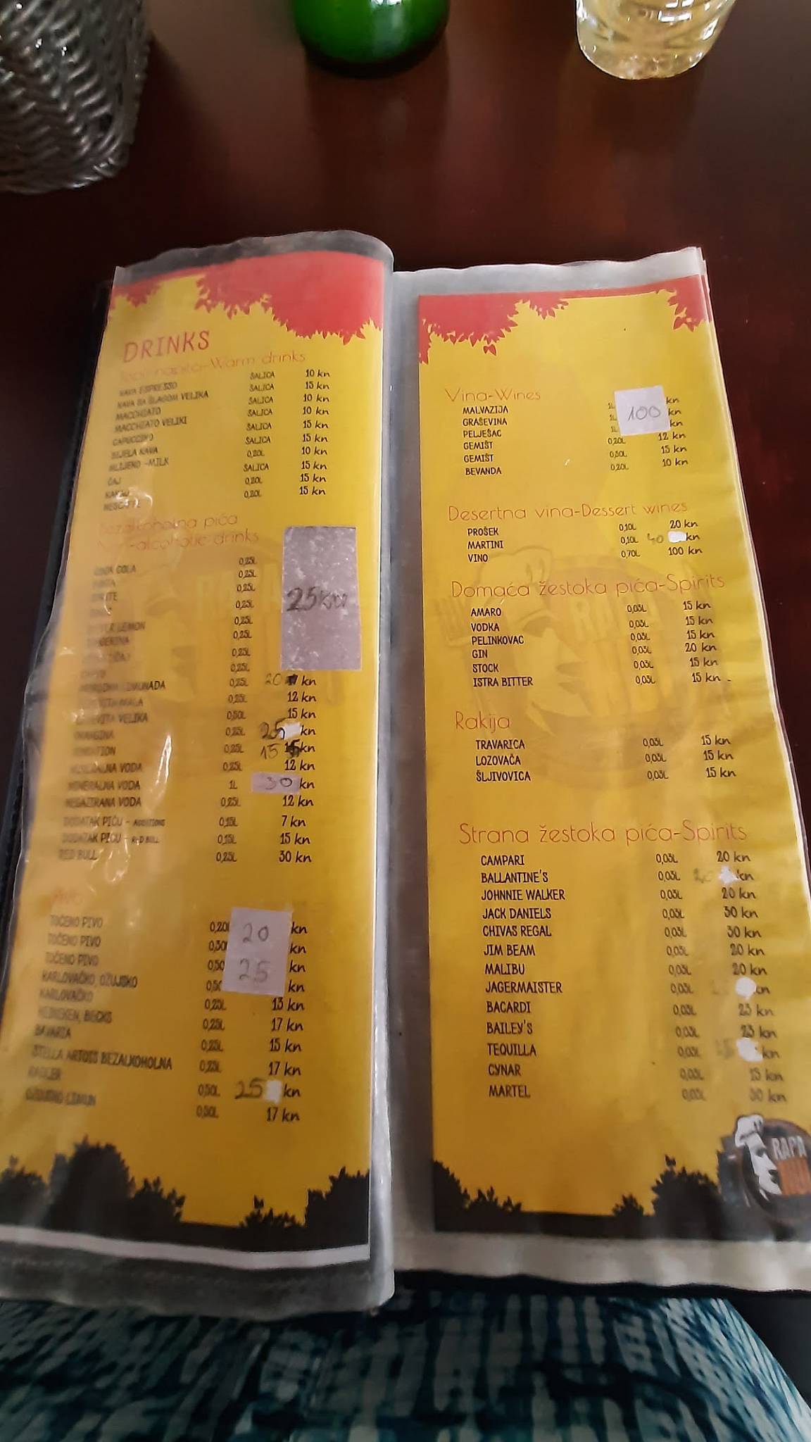 Menu da beach bar Rapa Nui, Drage