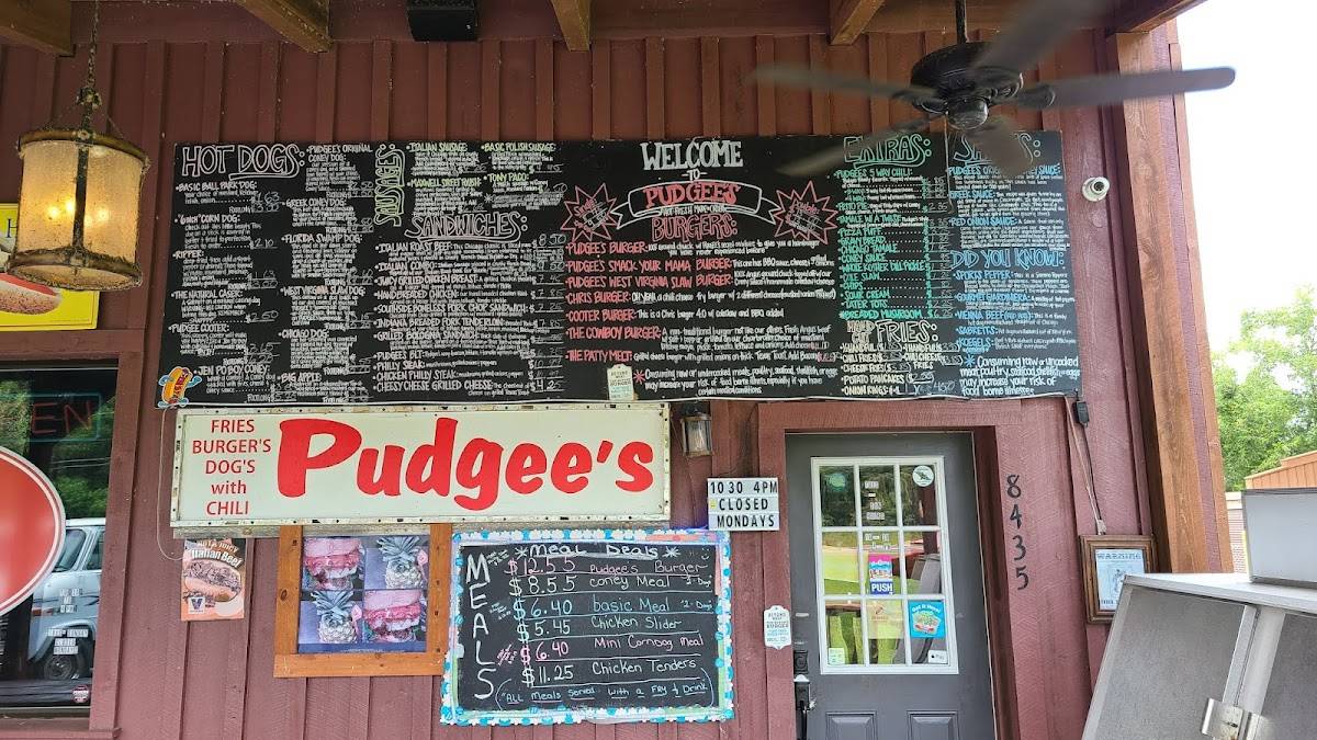 Menu at Pudgee's Eatery and Market restaurant, Floral City
