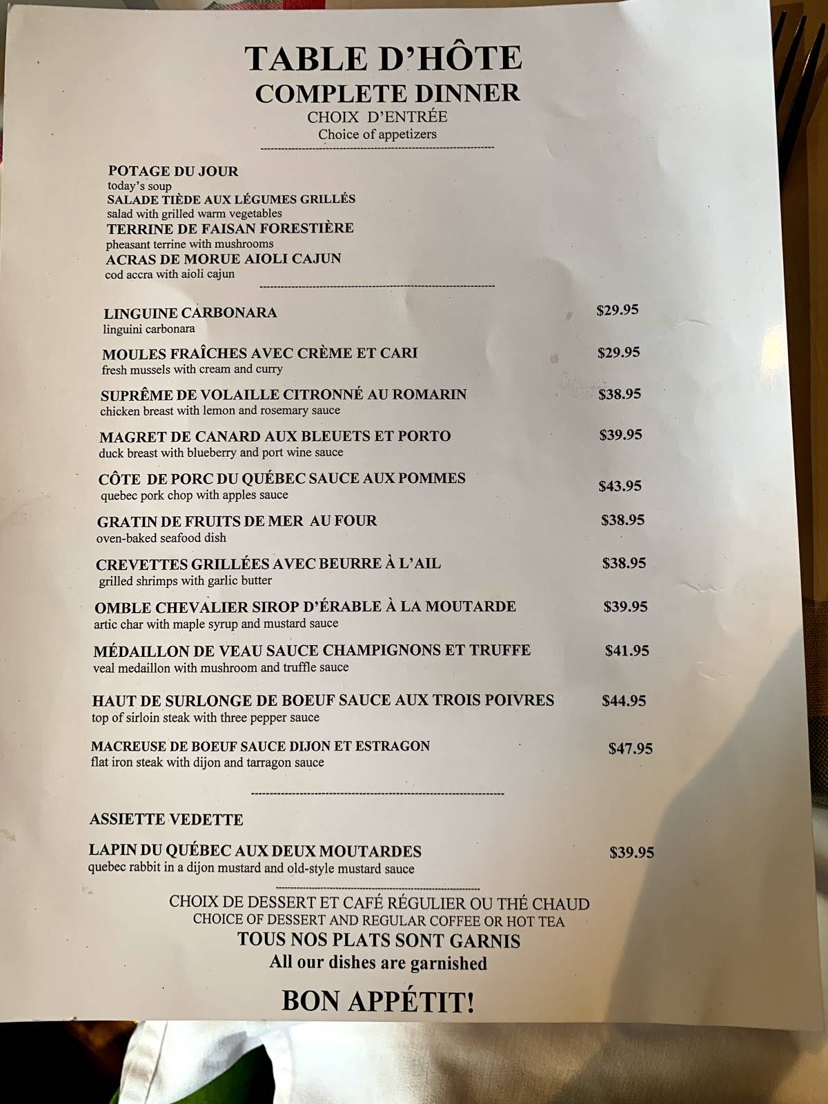 Menu at Le Petit Coin Latin restaurant, Québec City