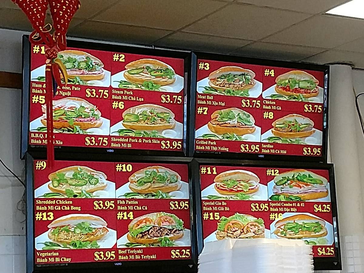 Menu at Huong Lan Sandwiches restaurant, Sacramento