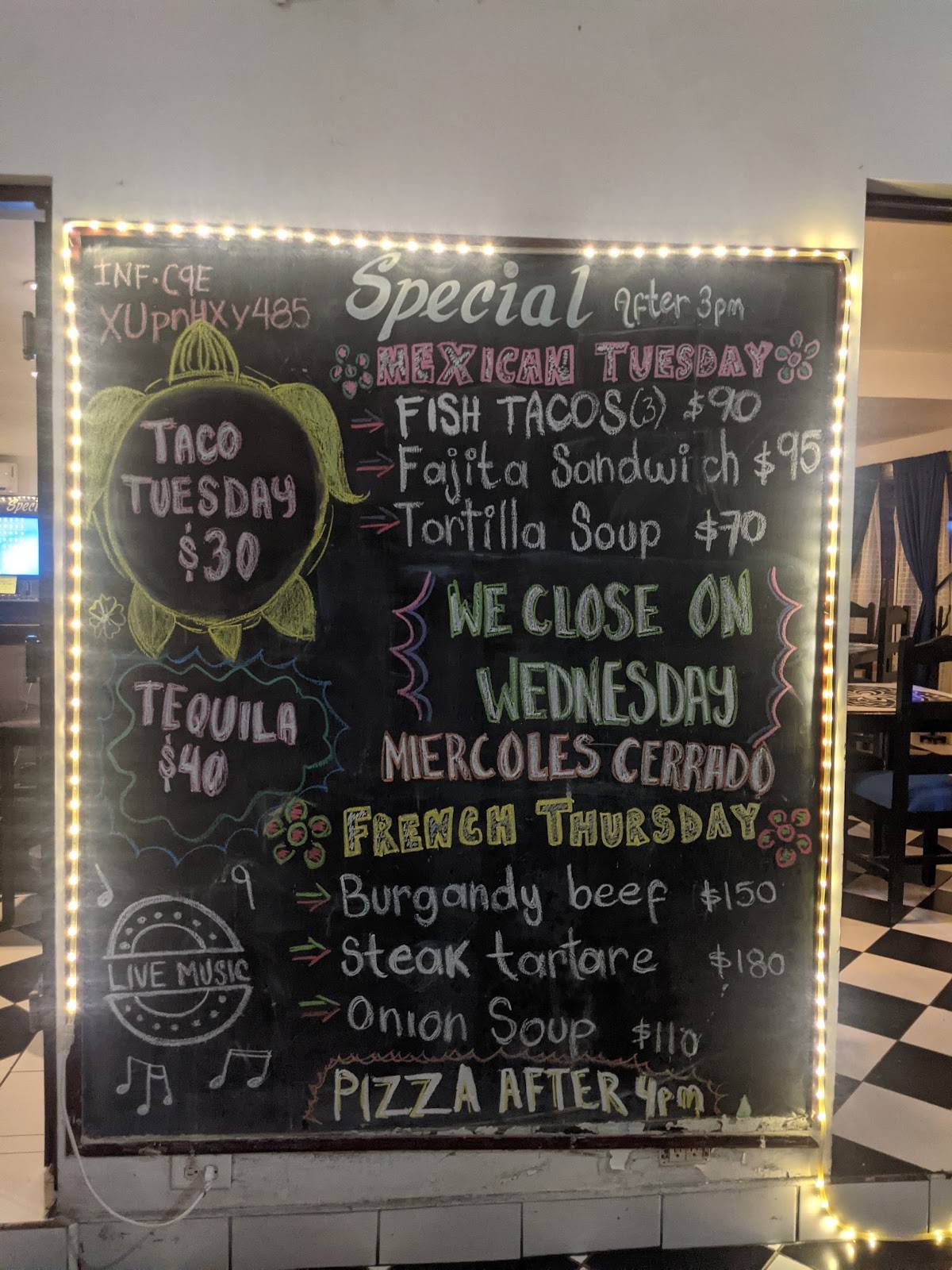 Menu at Tortuga's restaurant, San Carlos