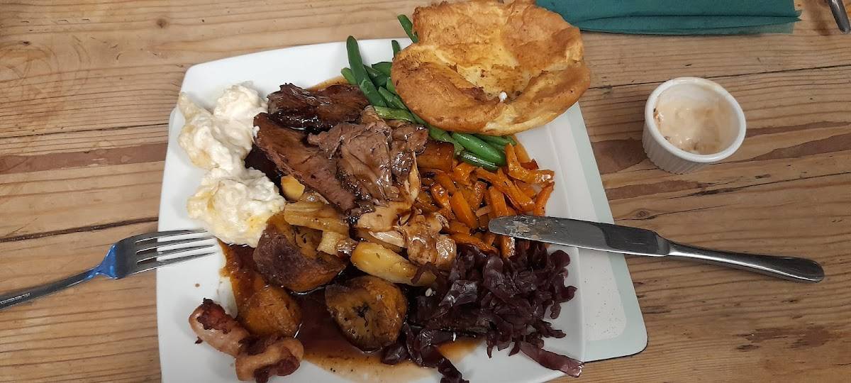 Menu at Six Bells Inn pub & bar, Shadoxhurst