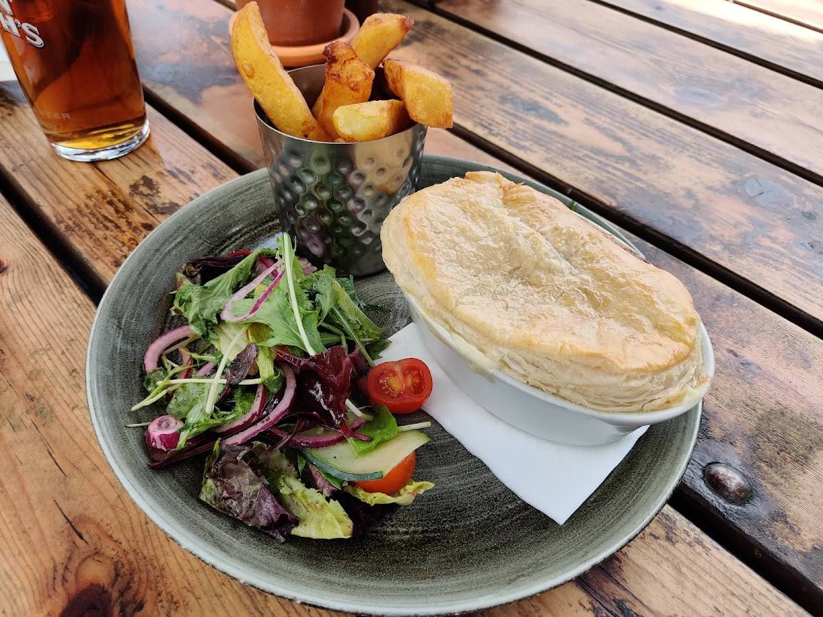 Menu at The Queens Hotel pub & bar, Lytham Saint Annes