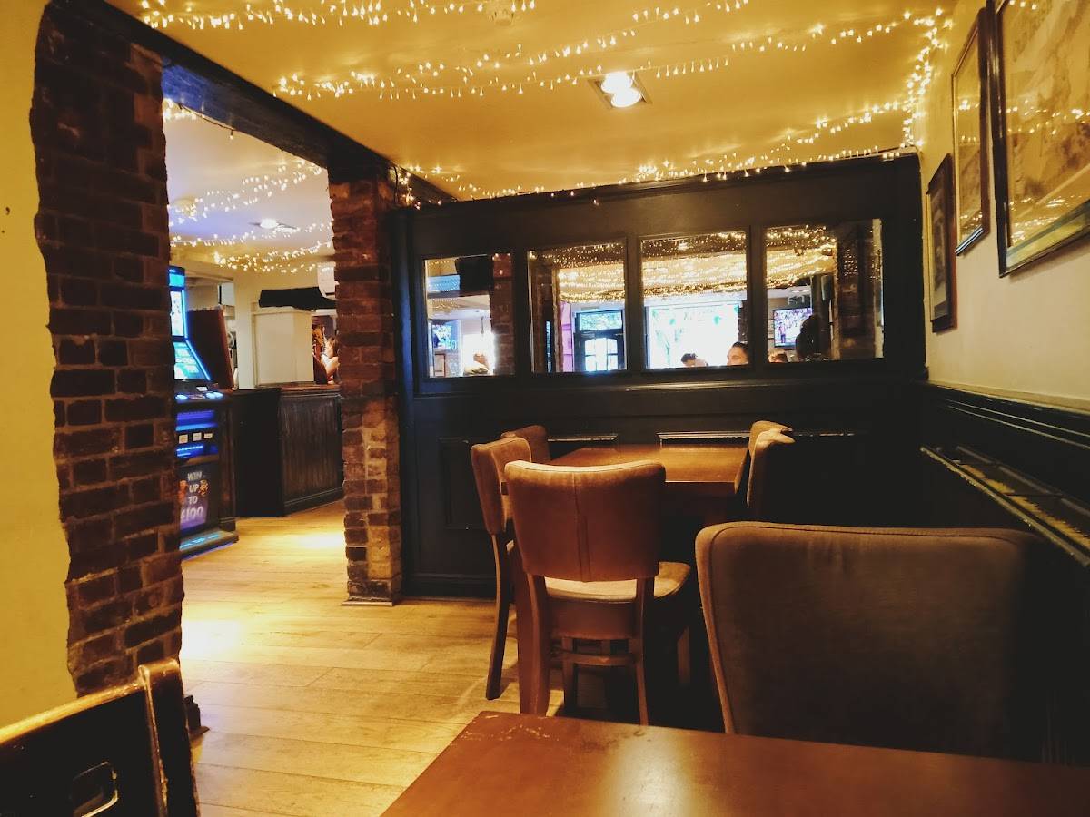Menu at O'Connors pub & bar, Chelmsford, 7 Hall St