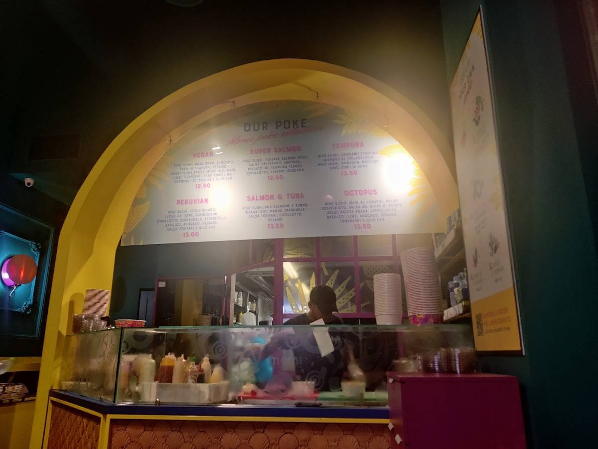 Carta de MOMI Hagakure Poke & Matcha Bar, Bari