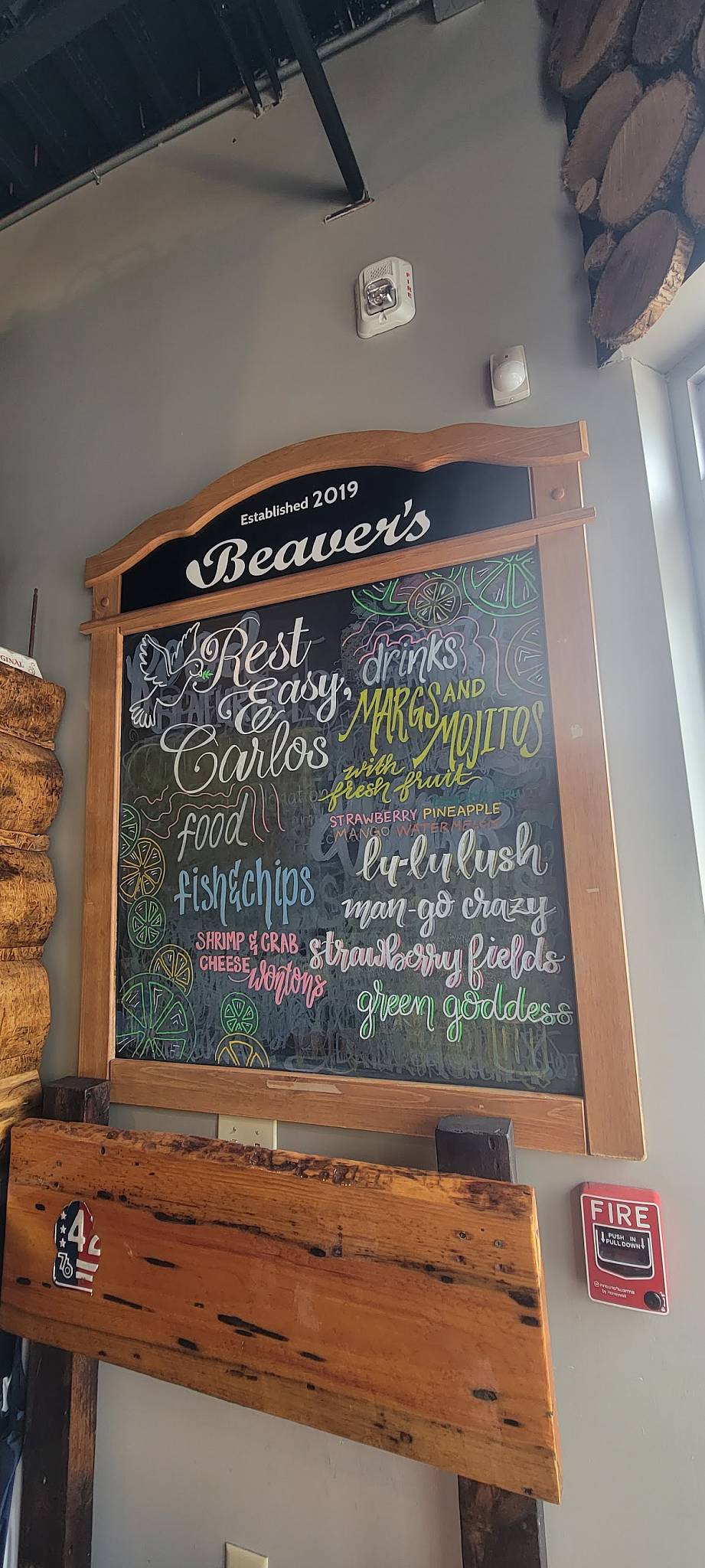 Menu at Beaver's Pub, Bay City