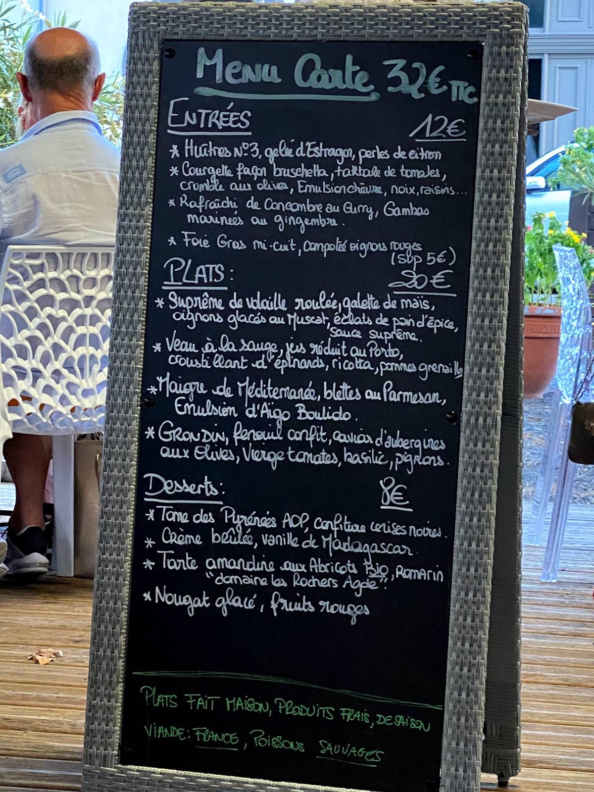 Menu au Chez Philippe restaurant, Marseillan, 20 Rue Suffren