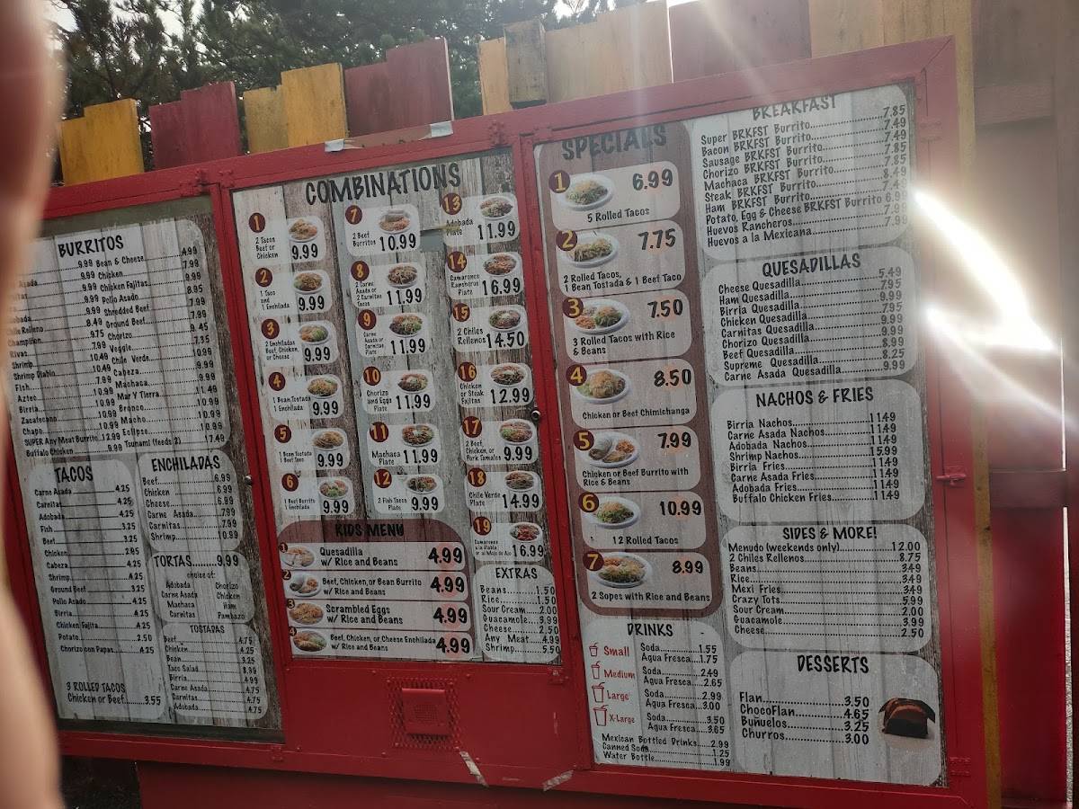 Menu at Super Oscar's Mexican Food restaurant, Newport