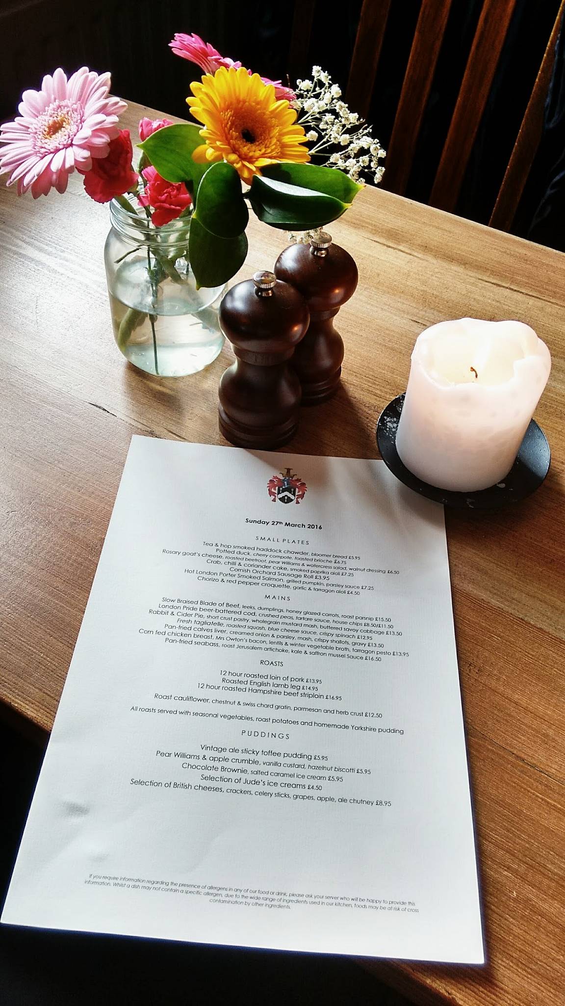 Menu at The Hind's Head, Aldermaston pub & bar, Tadley