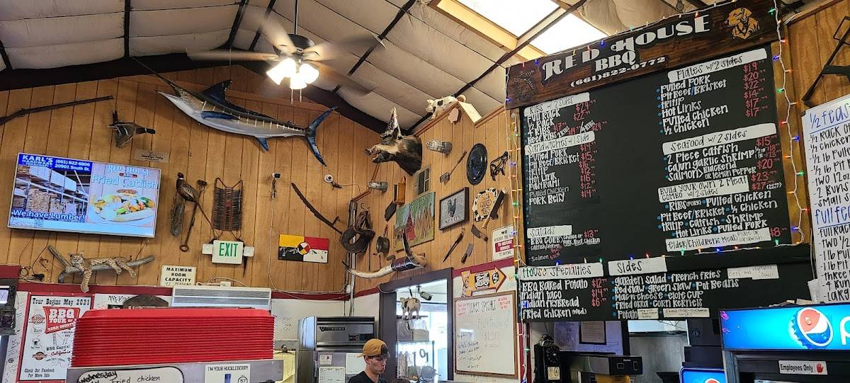 Menu at Red House BBQ, Tehachapi, 426 E Tehachapi Blvd