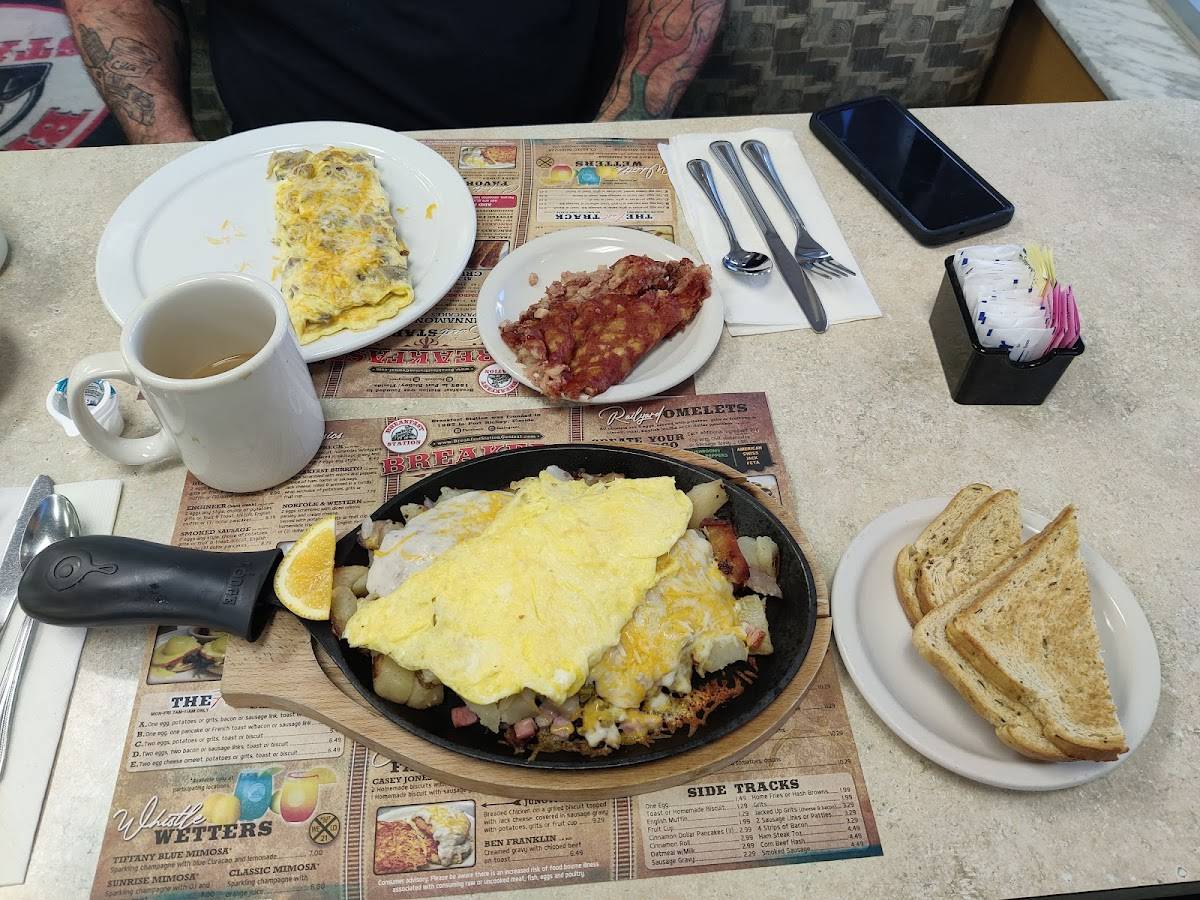 Menu at Breakfast Station restaurant, Spring Hill, Northcliffe Blvd