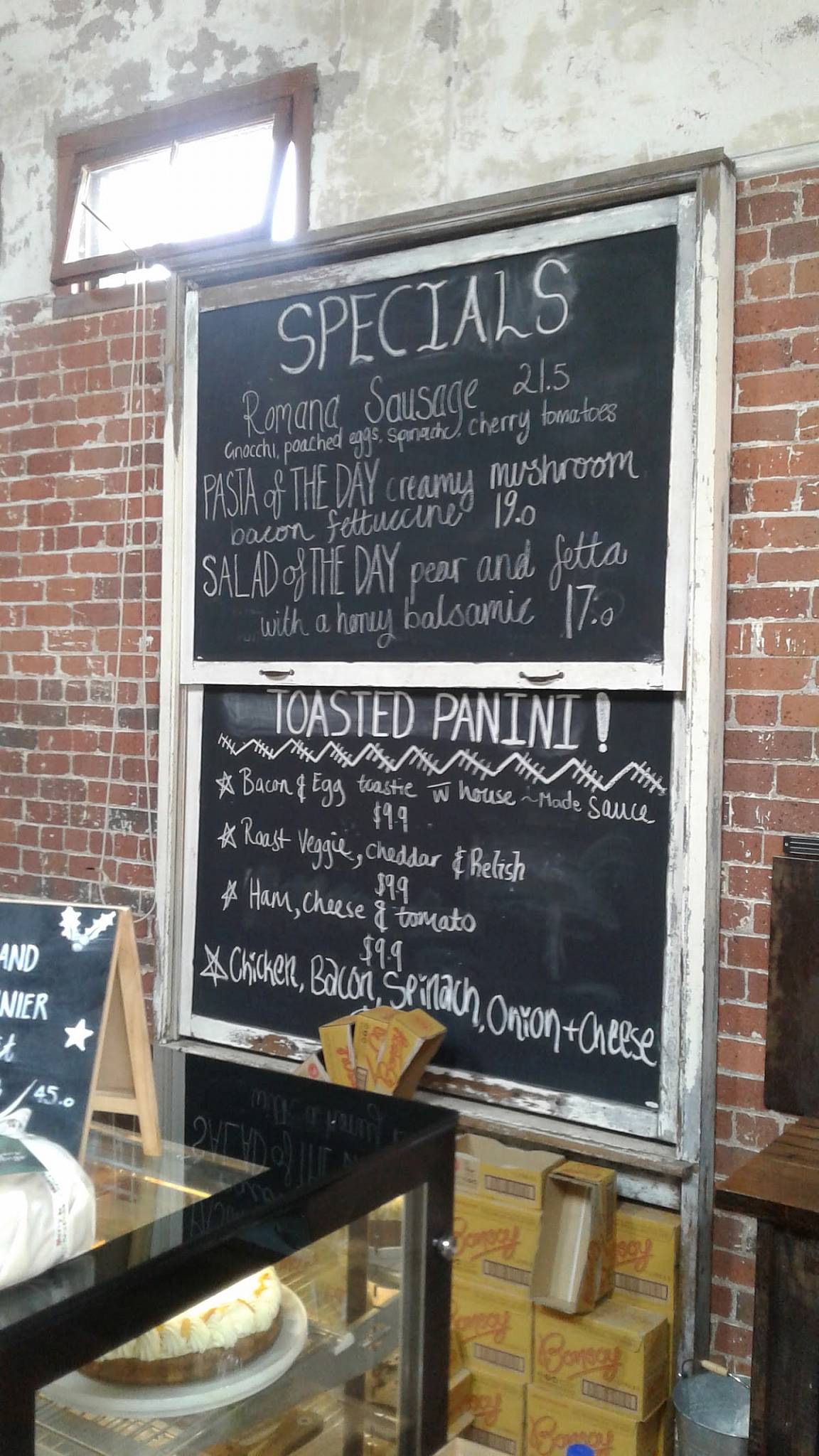 Menu at The Alternate Root cafe, Uralla