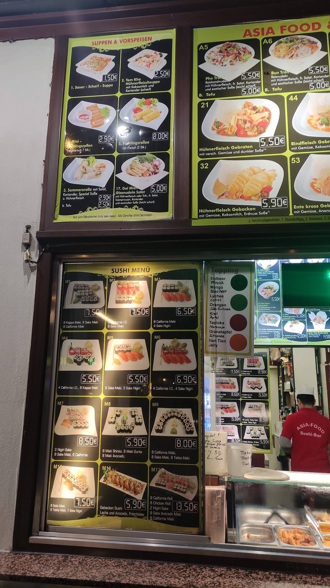 Menu at Mustafa's Gemüse Kebap restaurant, Berlin, Mehringdamm 32