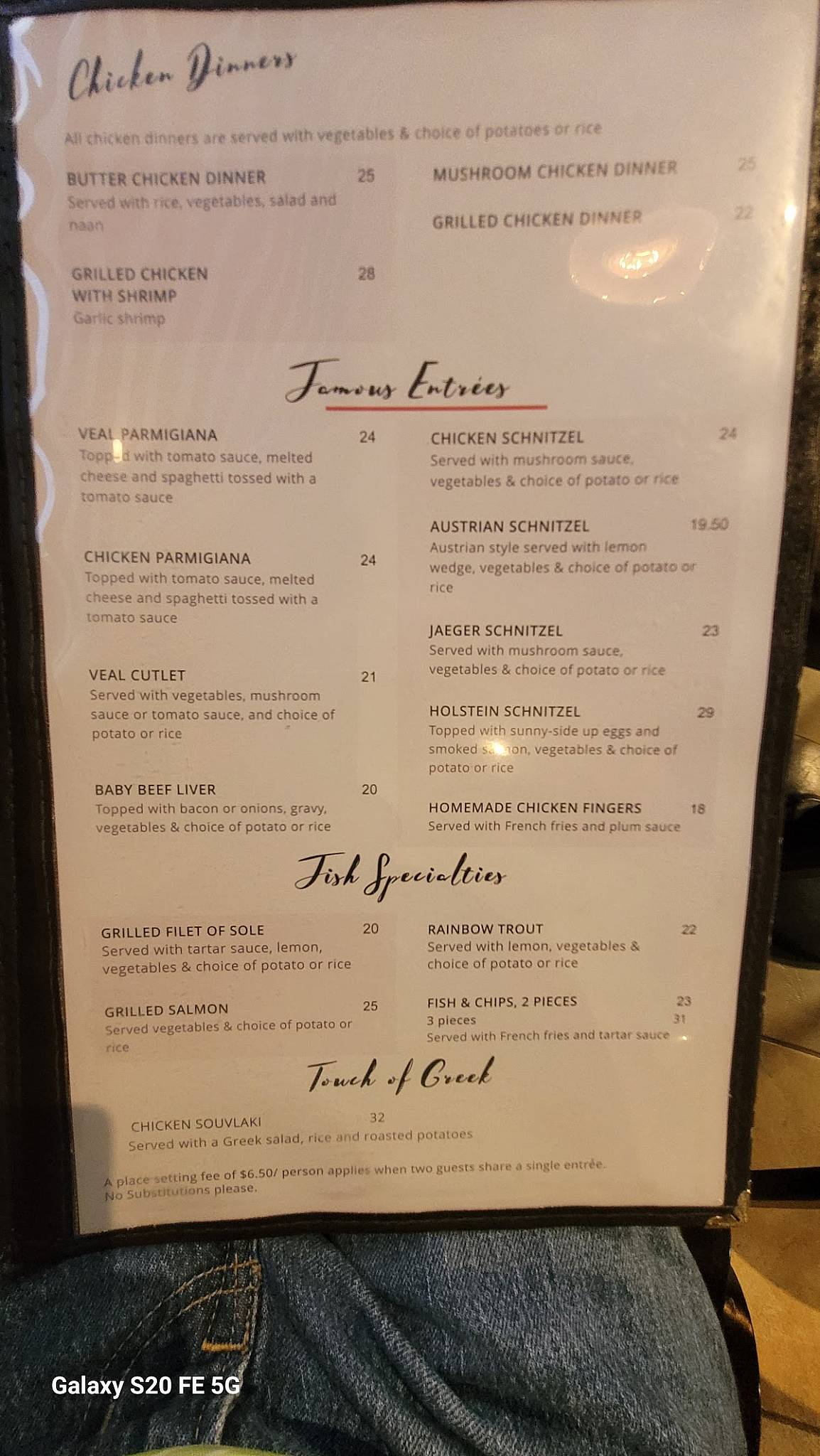 Menu at Mo's Family Restaurant, Oakville