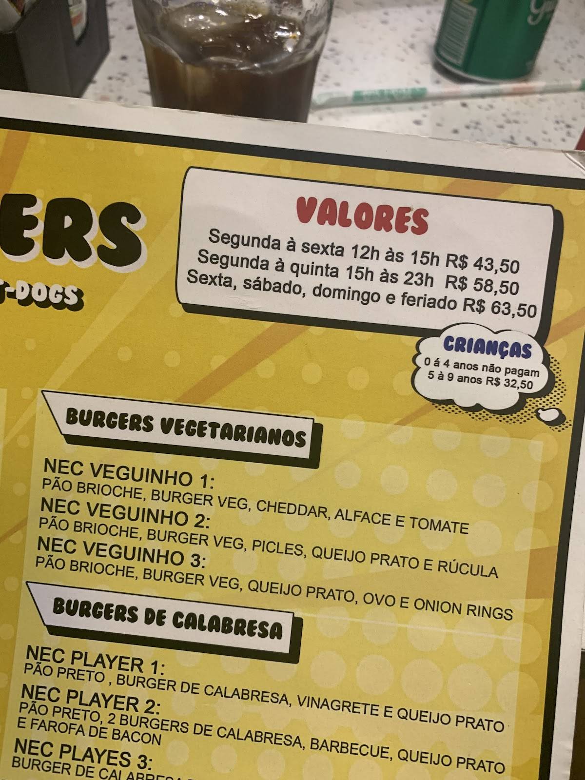 Menu em NEC Burgers & Games restaurante, São Paulo