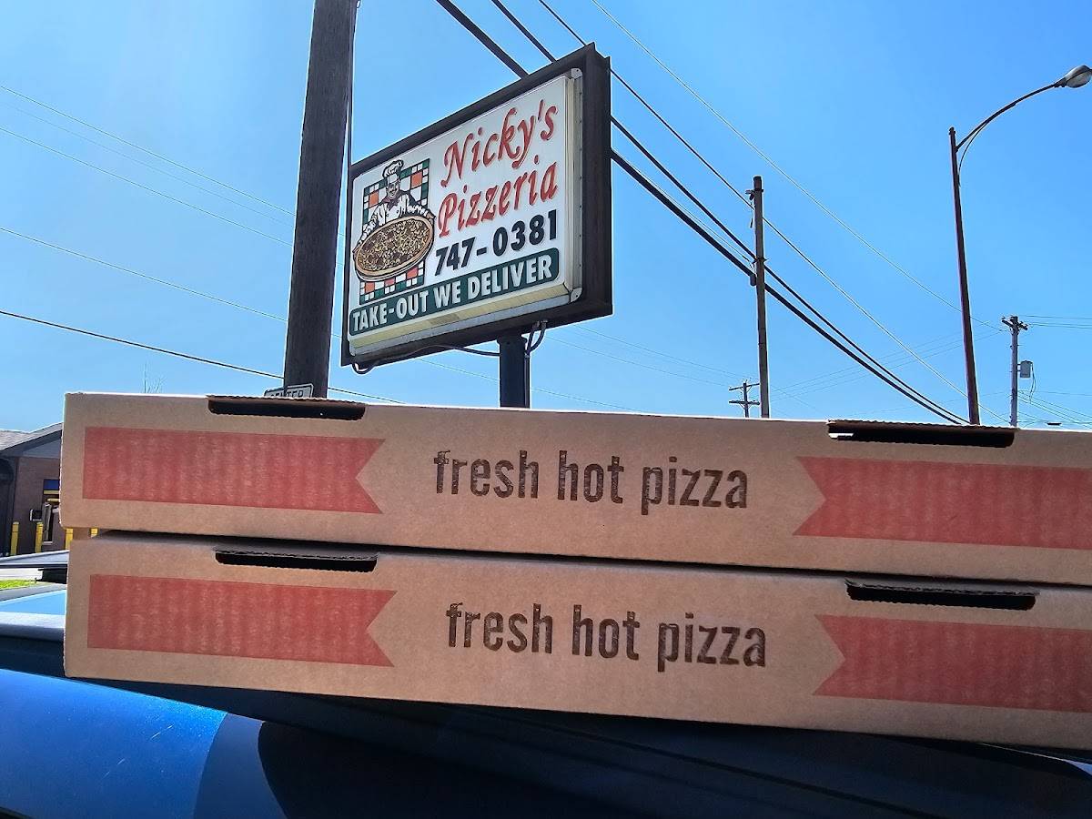 Menu at Nicky's Pizzeria, Youngstown
