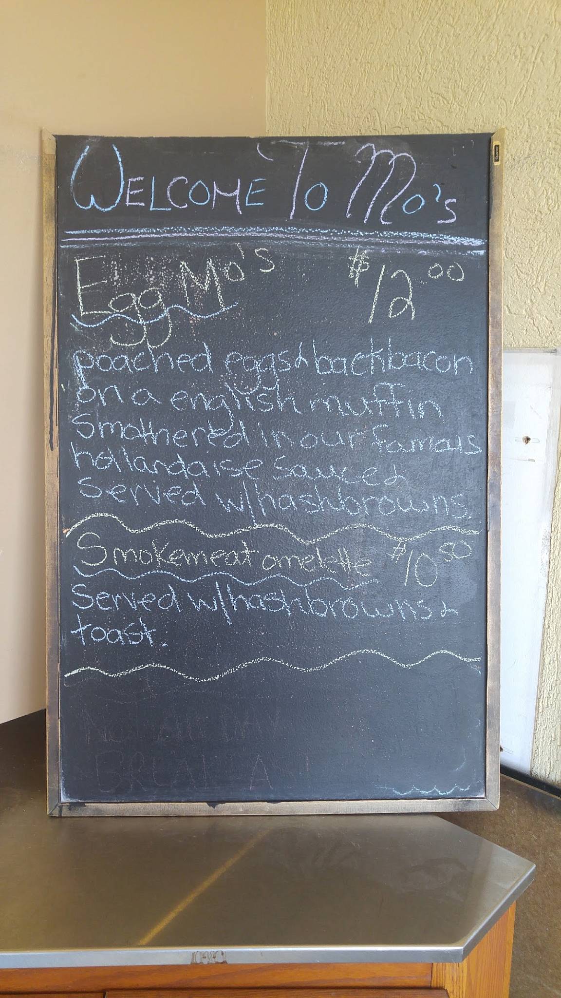 Menu at Mo's Family Restaurant, Oakville