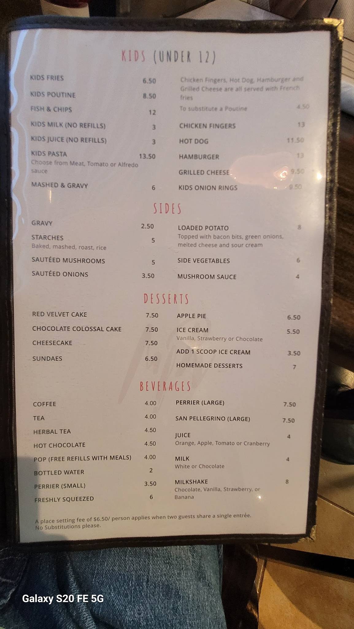 Menu at Mo's Family Restaurant, Oakville