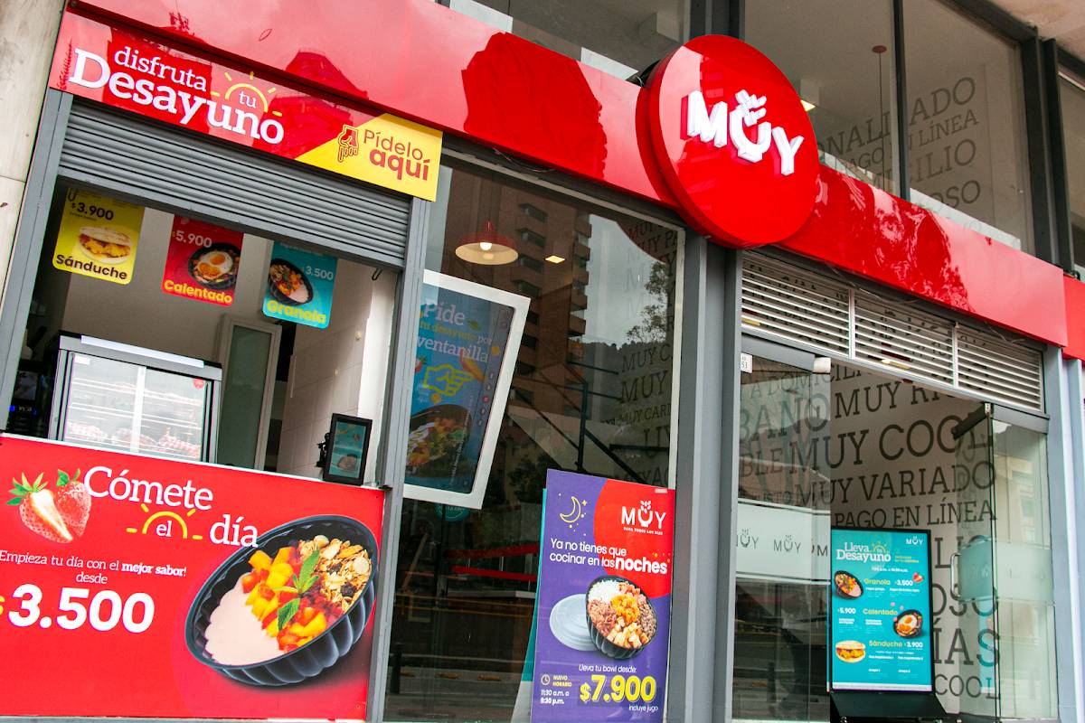 Menu at Restaurante MUY Centro Internacional, Bogotá