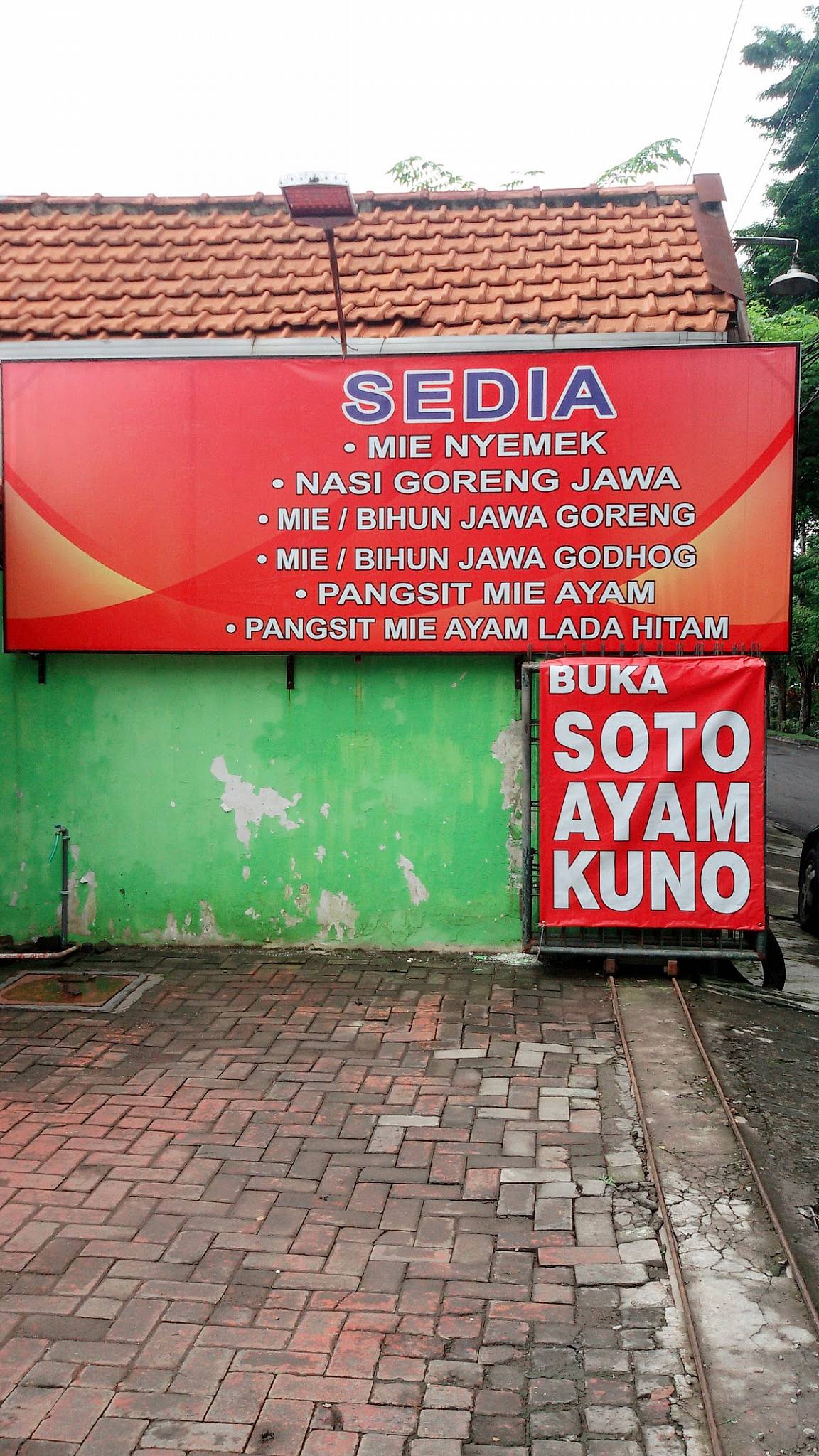 Menu at Soto Kuno Pak Poer restaurant, Surabaya