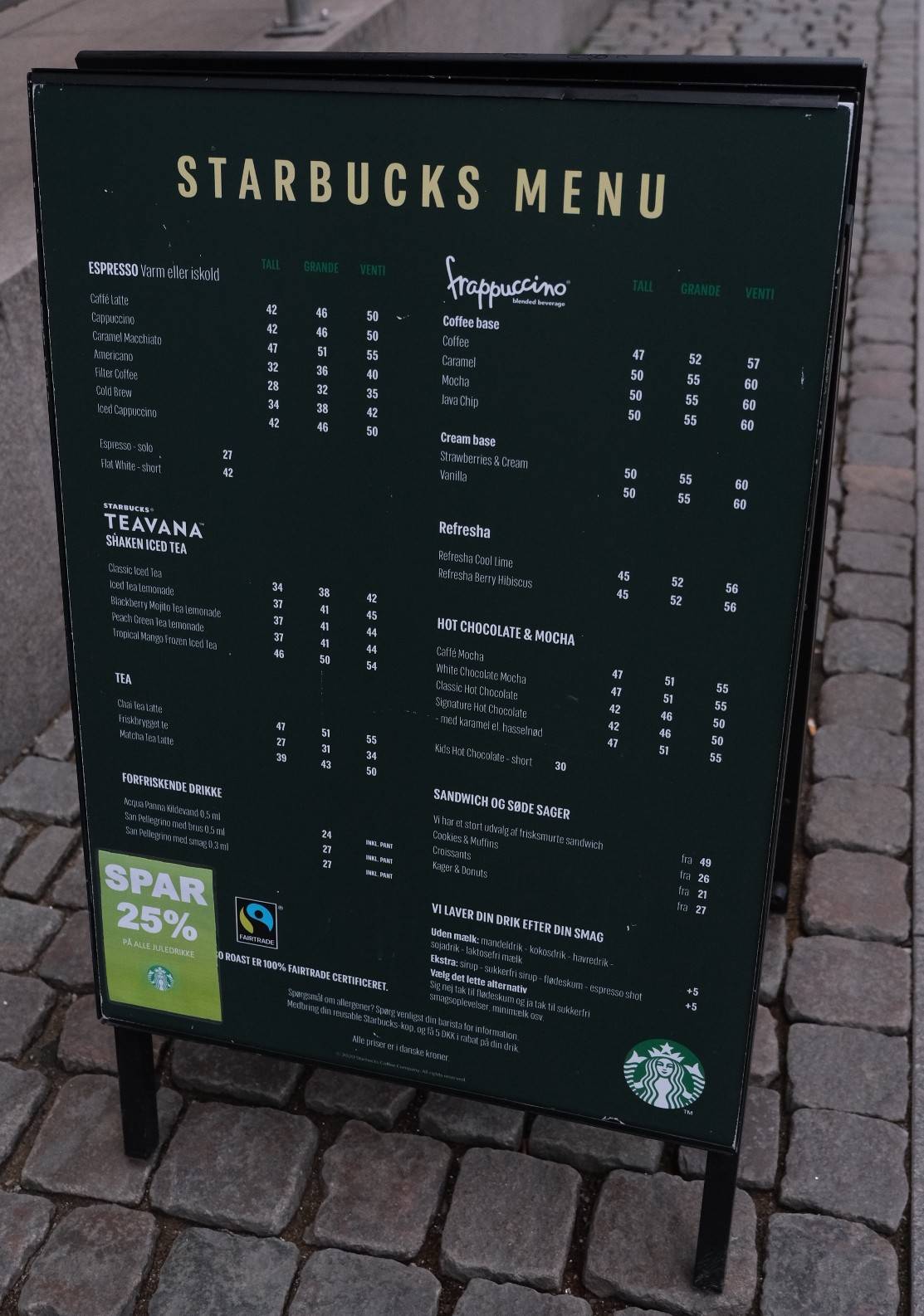 Menu at Starbucks cafe, Copenhagen, Rådhuspladsen 45-47