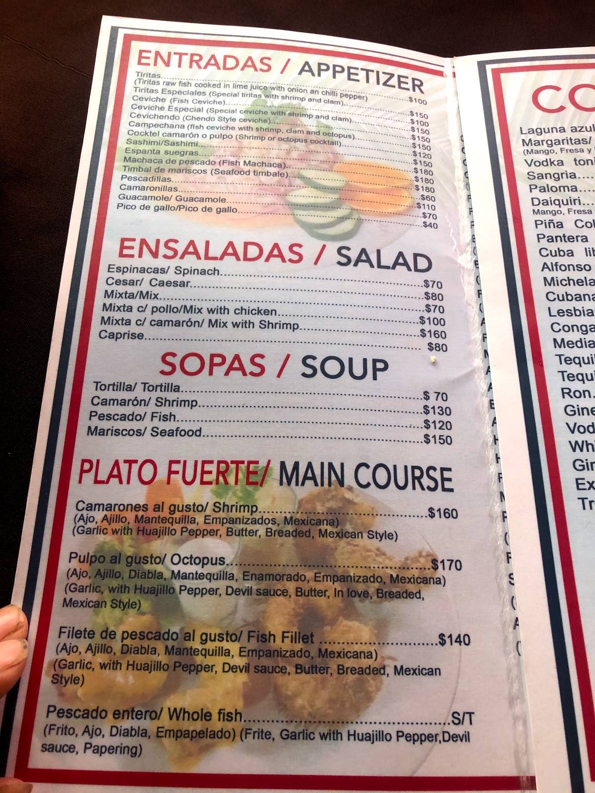 Menu at Mariscos Chendo"s restaurant, Zihuatanejo