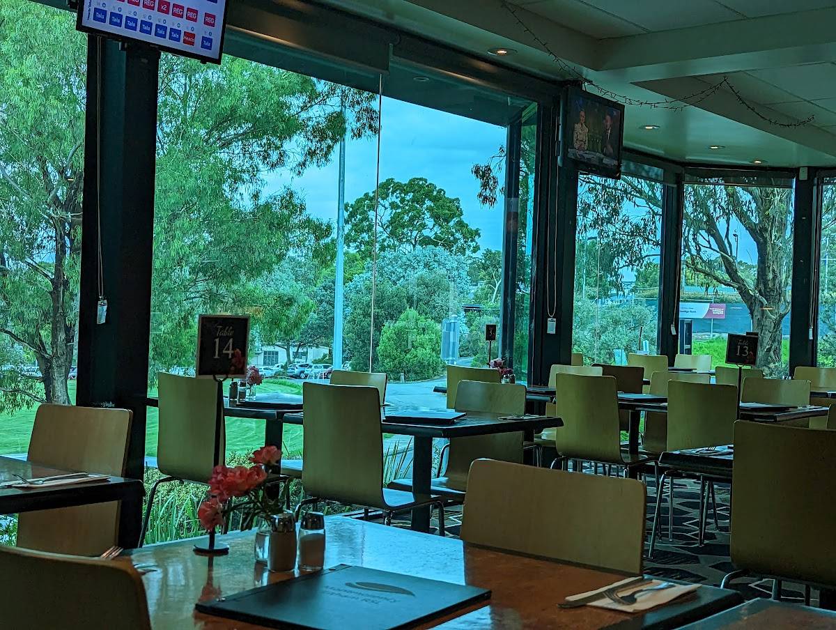 Menu at Montmorency and Eltham RSL restaurant, Montmorency