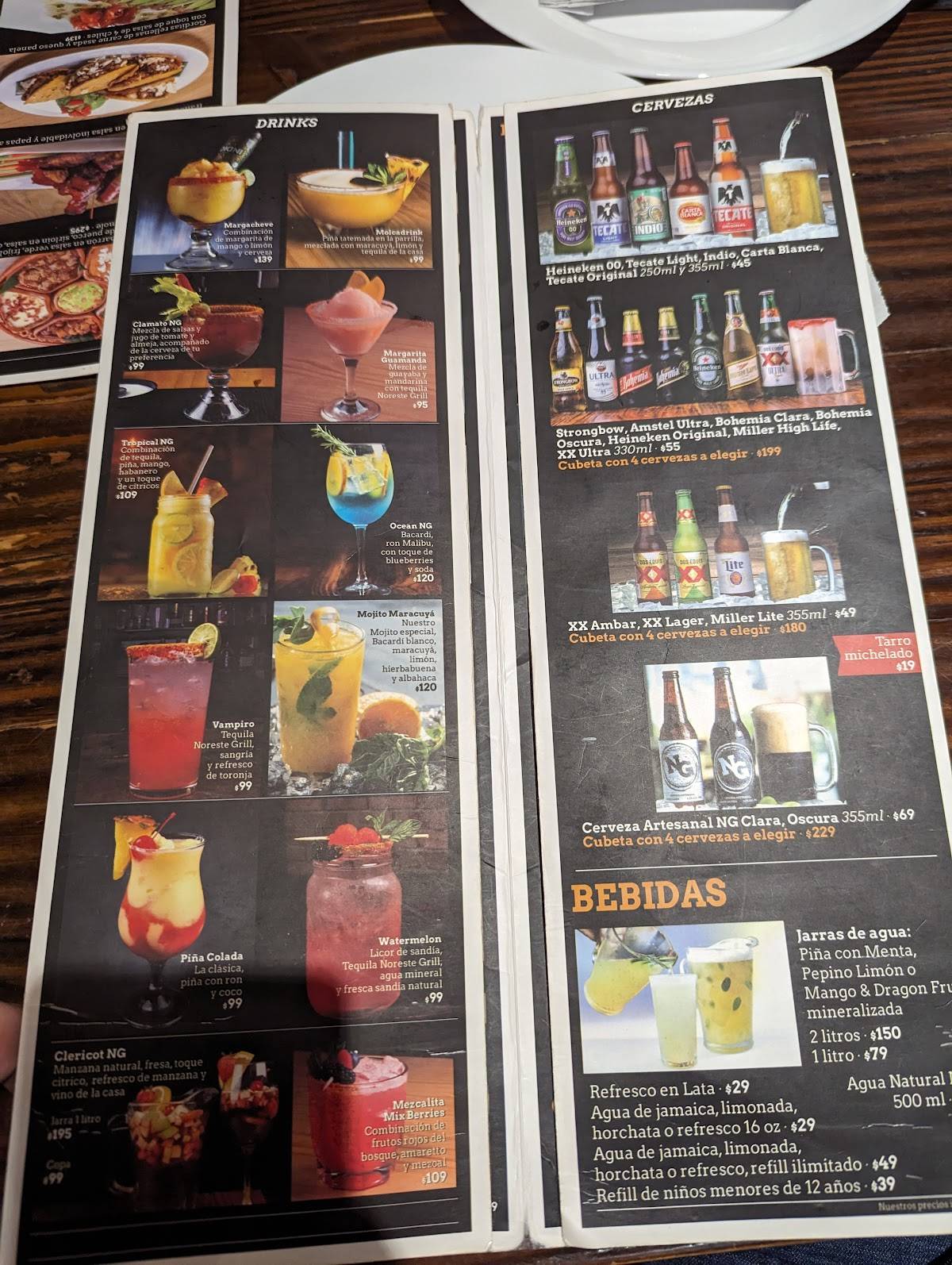 Menu at Muncher House Tec pub & bar, Monterrey, Av. Eugenio Garza Sada ...