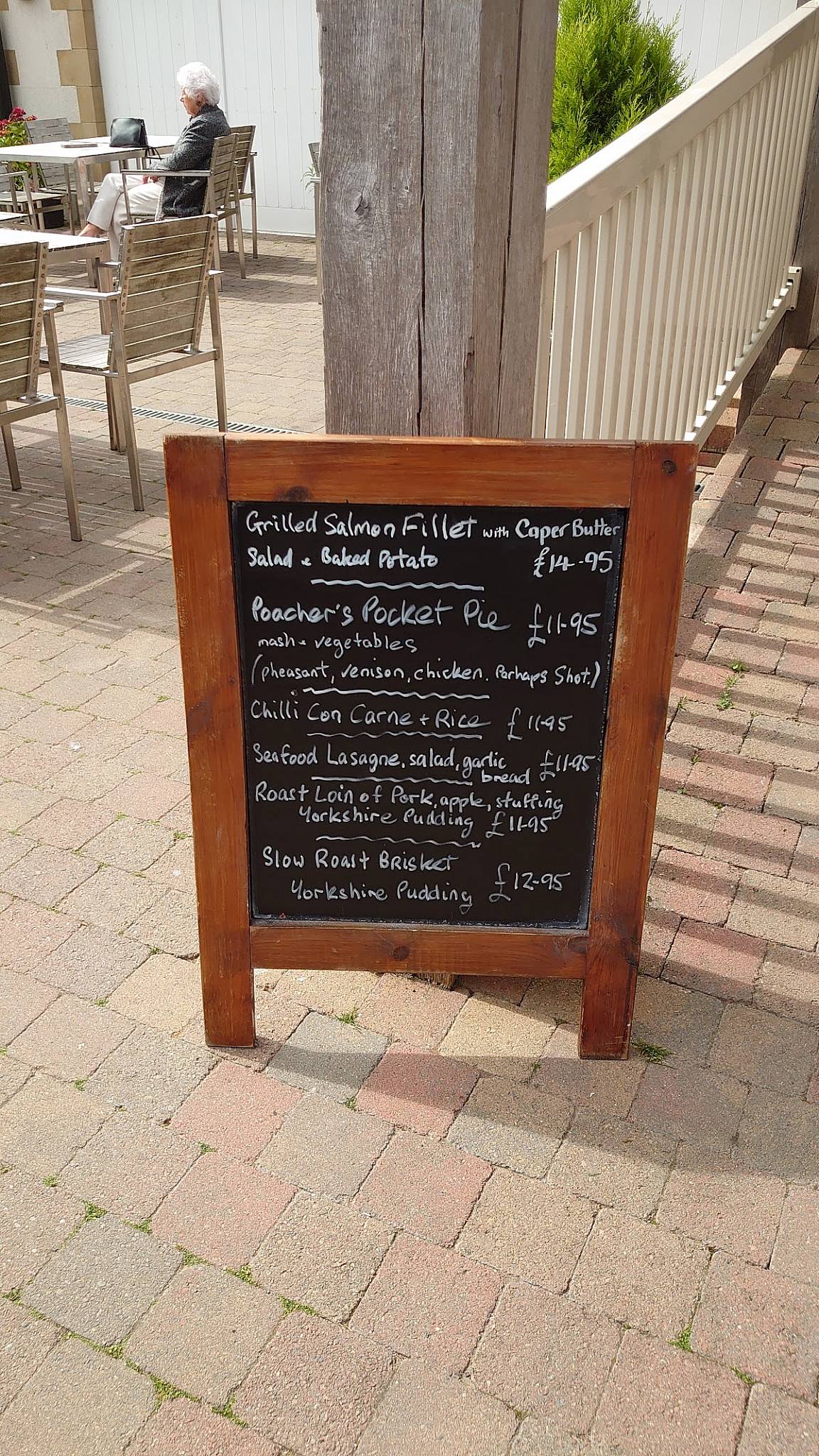 Menu at The middle inn pub & bar, Bamburgh