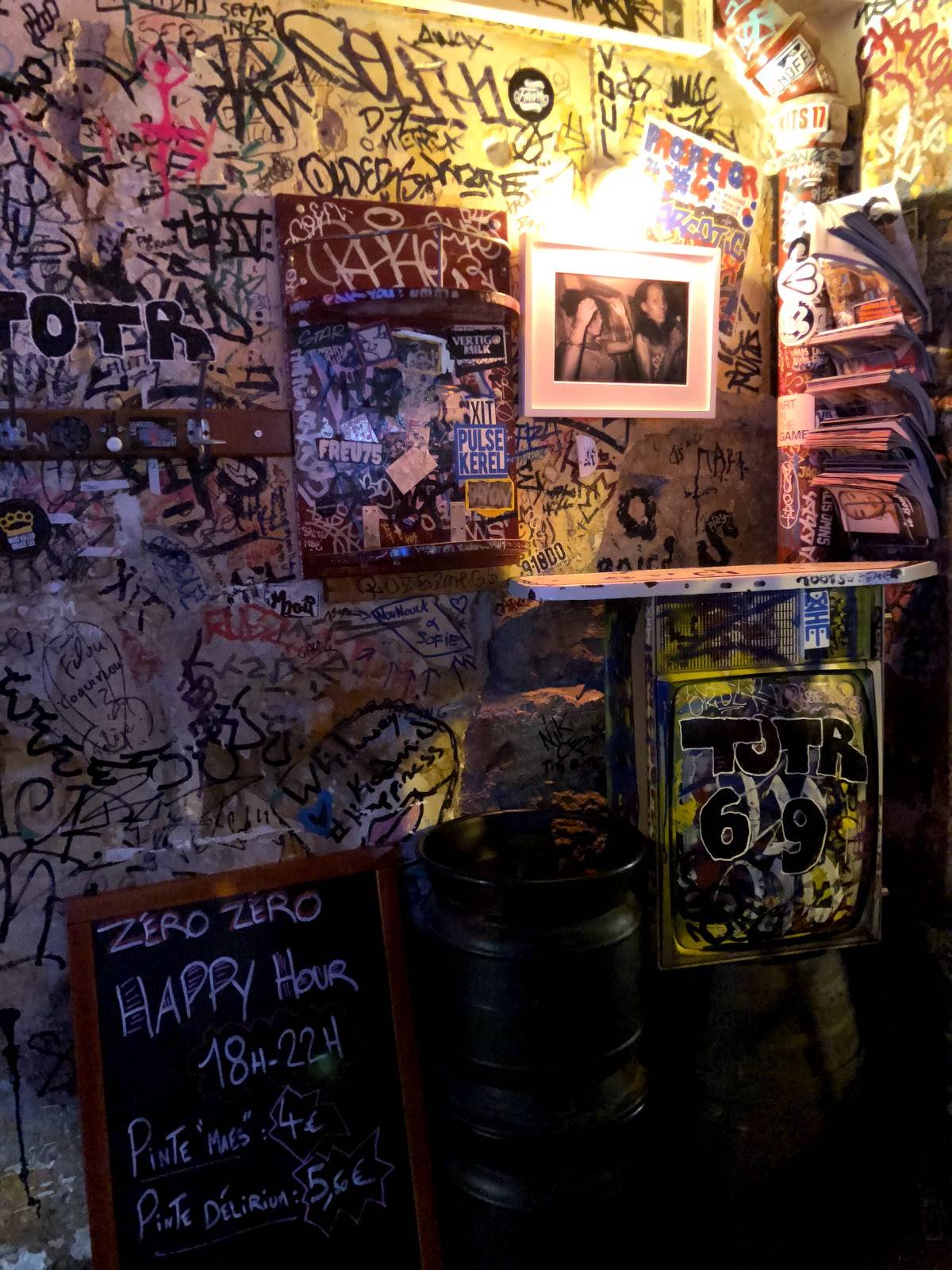 Menu at Zero Zero pub & bar, Paris