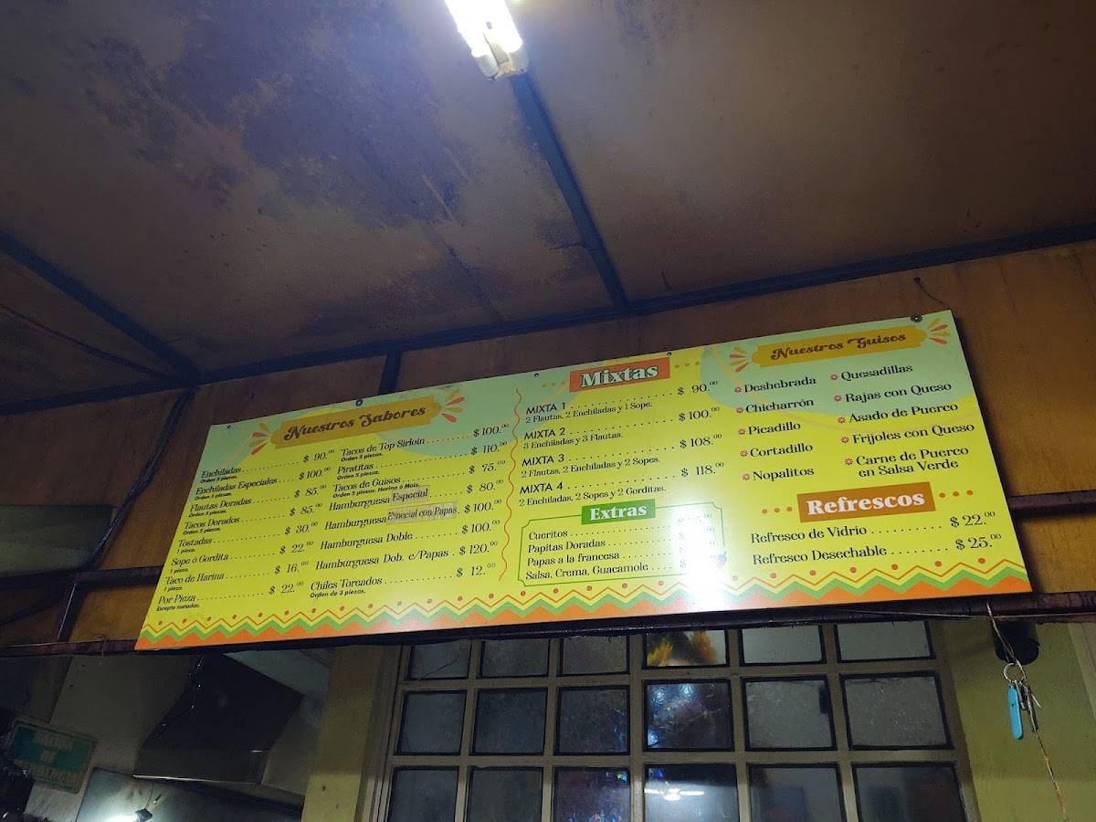 Menu at Antojitos Mamá Marthita restaurant, San Nicolás de los Garza