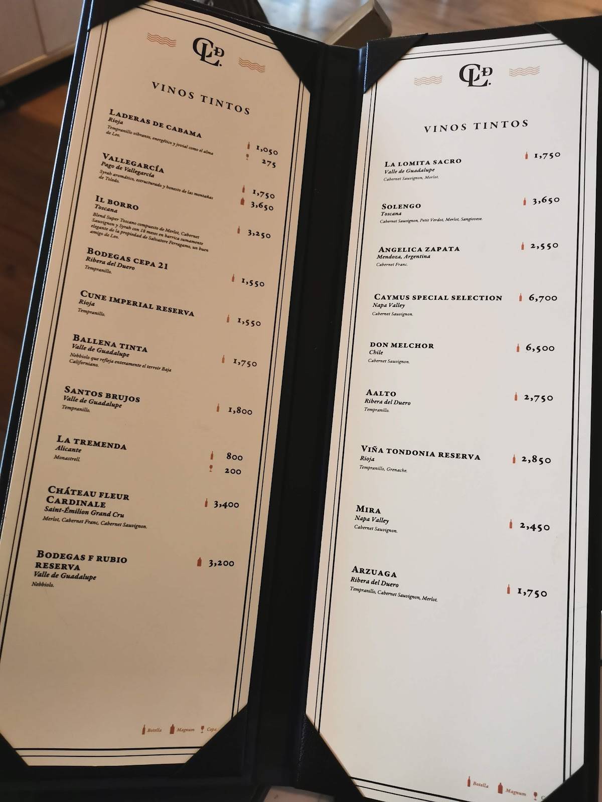 Menu at Casa de Leo Restaurant, Tijuana