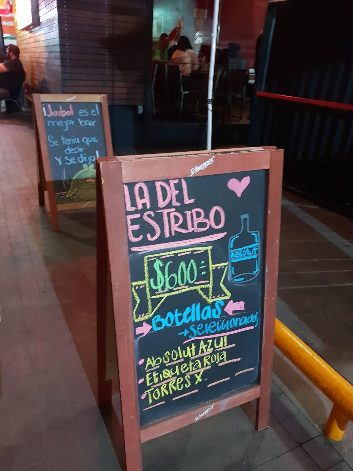 Carta del pub y bar El Jaibol, Ciudad del México, Calle San Juan del ...