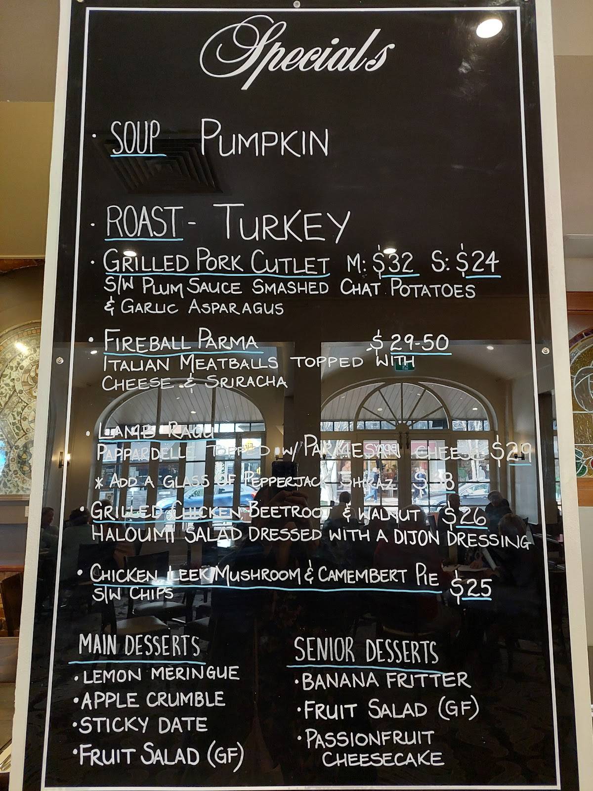 Menu at Grand Hotel Mornington restaurant, Mornington
