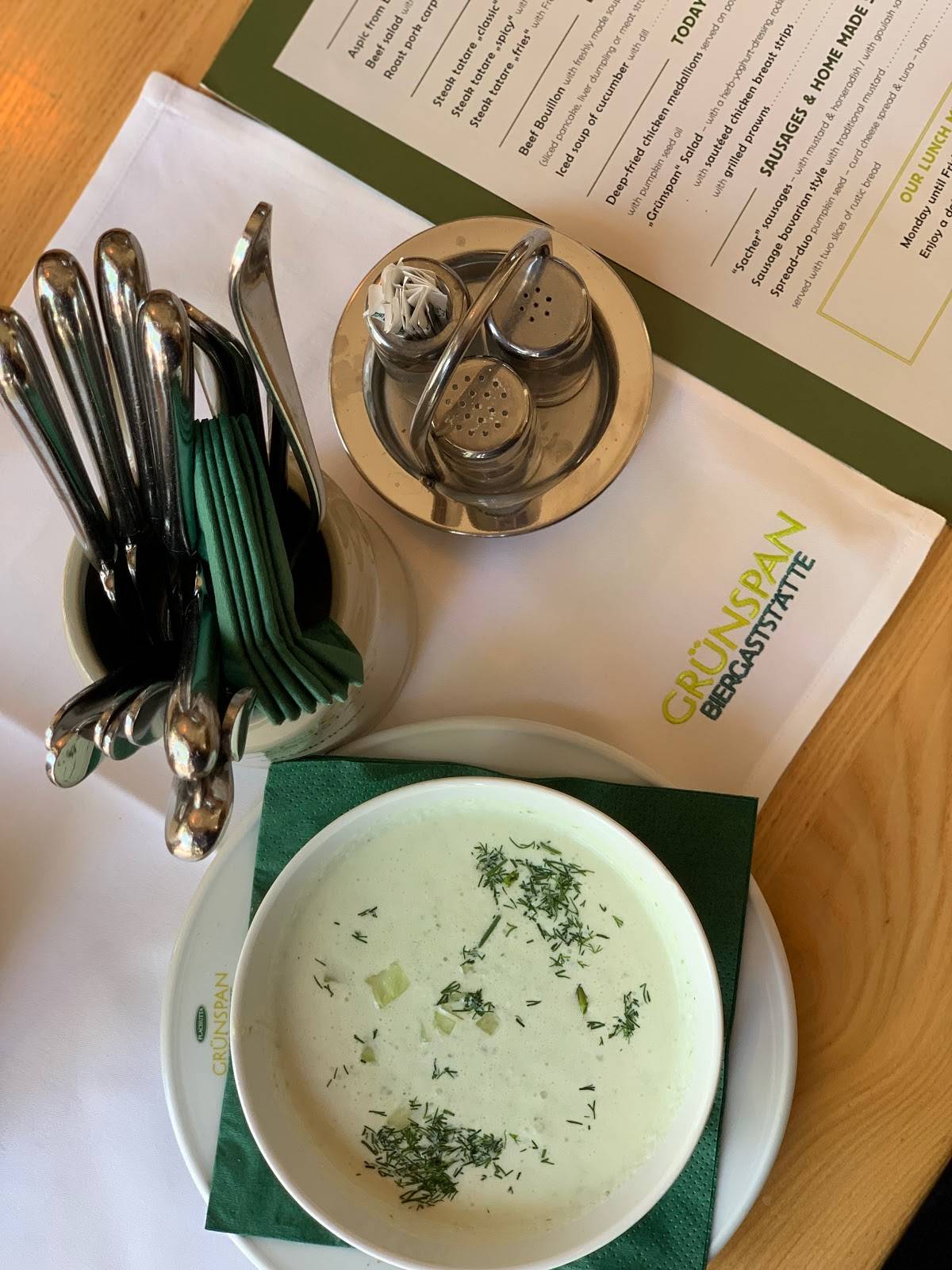 Speisekarte von Plachutta's Grünspan restaurant, Wien, Ottakringer Str. 266