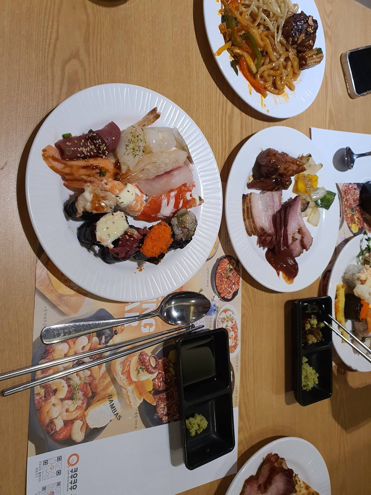 Menu at Qoo Qoo Sushi Roll and Salad Bar - Busan Gyeongseong University ...
