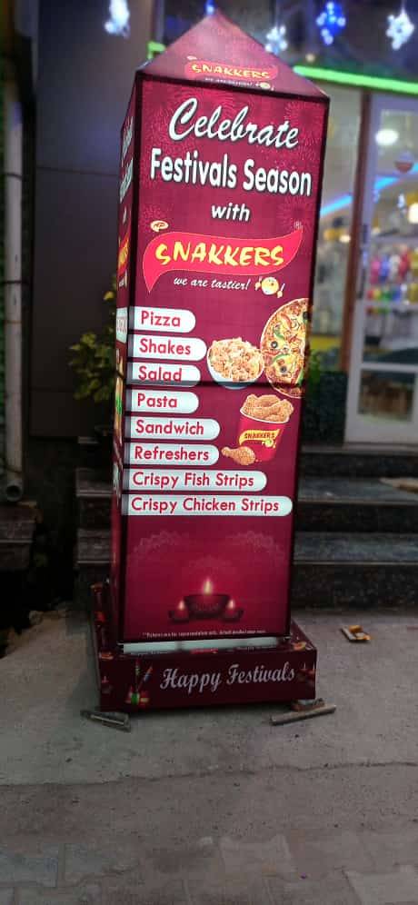 Menu at Snakkers, Shahkot