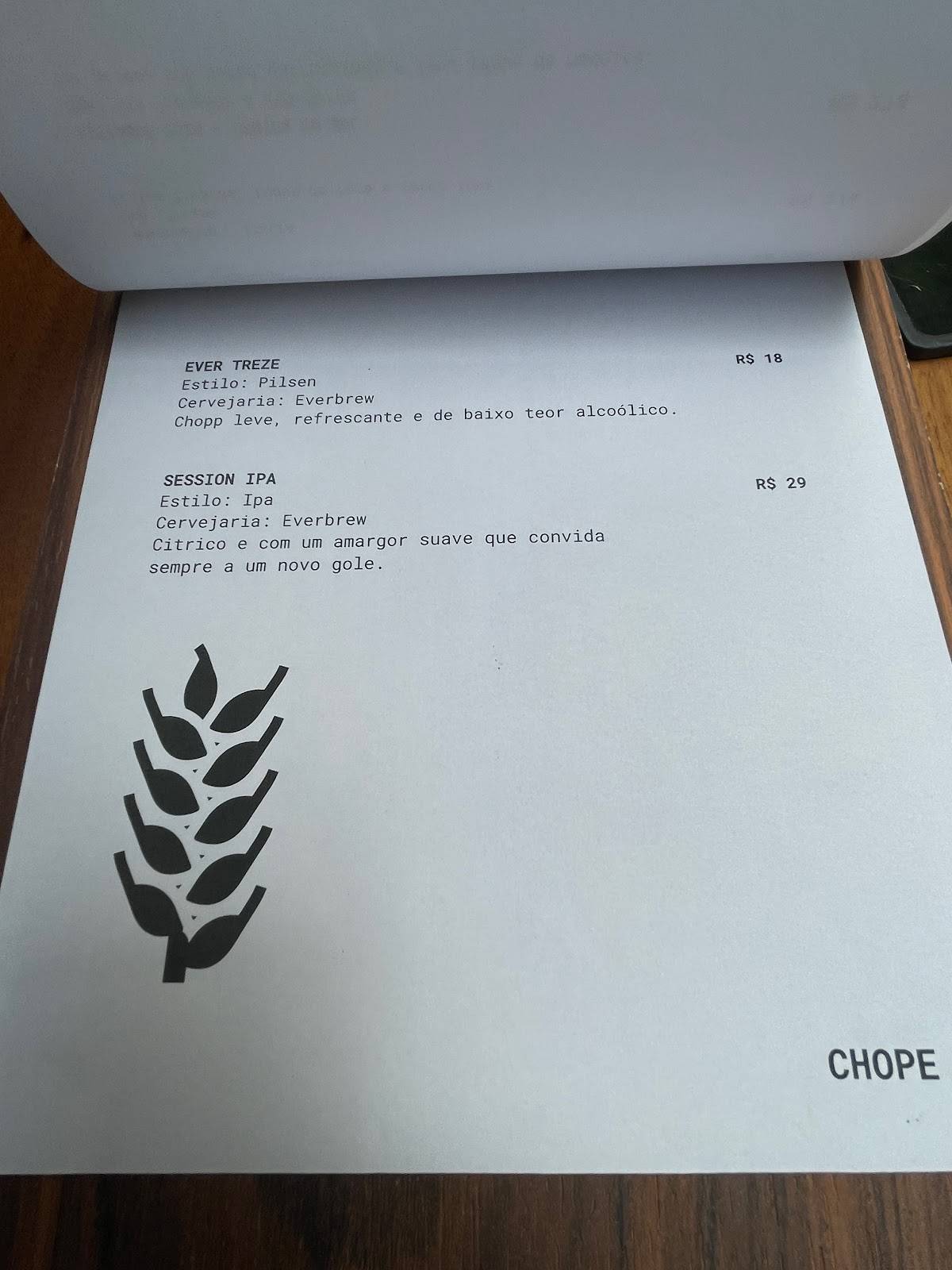 Menu em Revo Manufactory restaurante, Santos