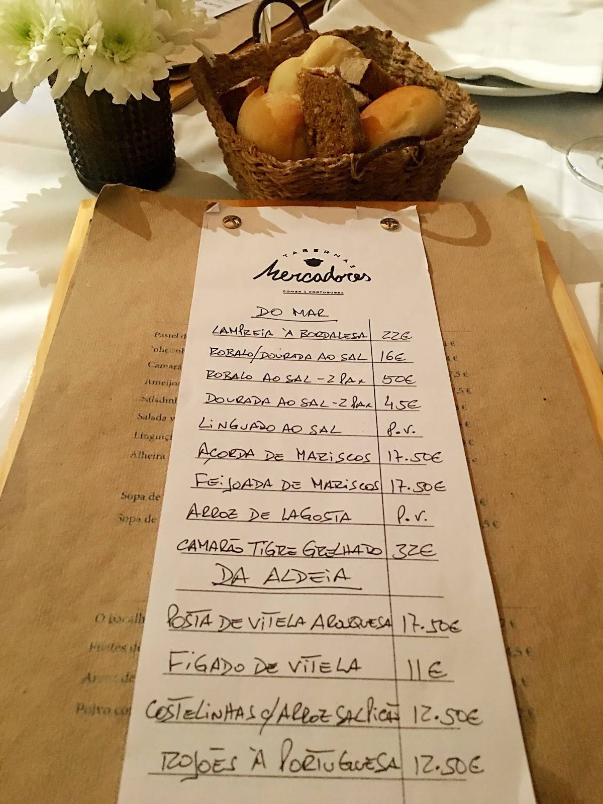 Menu at Taberna Dos Mercadores restaurant, Porto