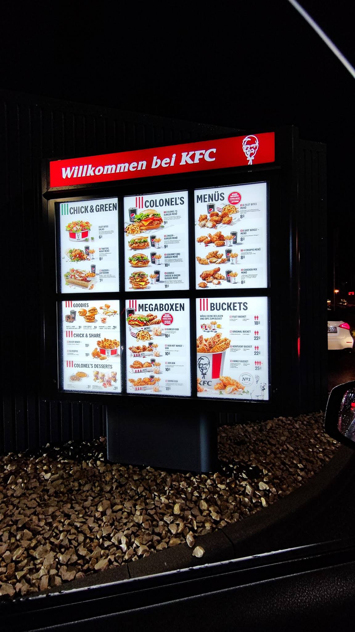 Speisekarte von Kentucky Fried Chicken fast Food, Villingen-Schwenningen