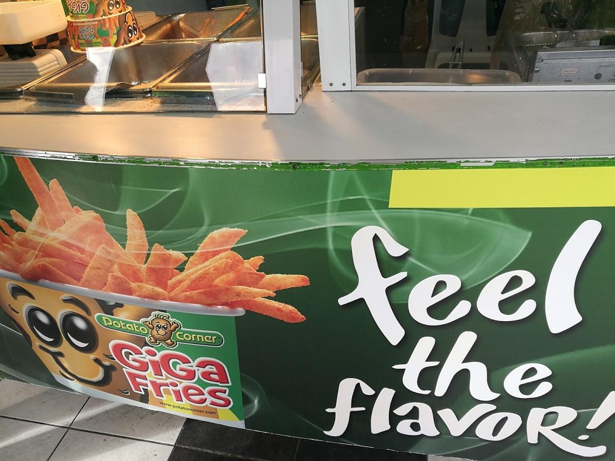 Potato Corner pub & bar, Lipa, Petron Gas Station - Restaurant reviews