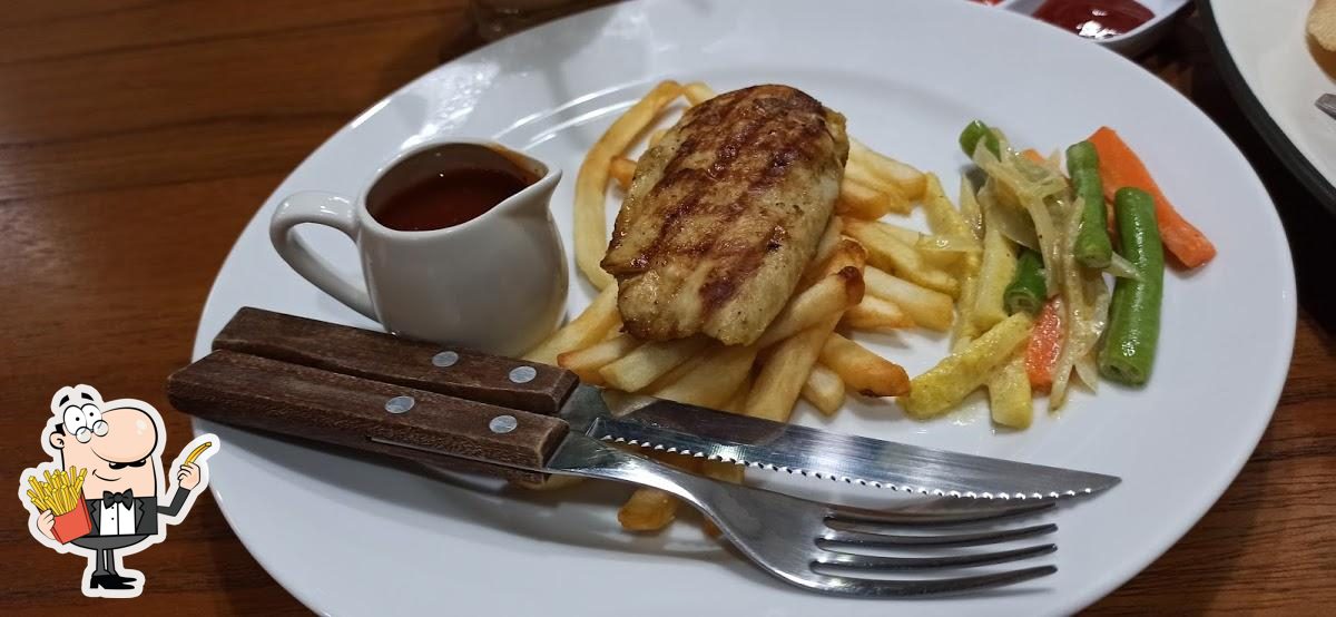 Kafe Studente Yasmin, Bogor - Restaurant menu and reviews