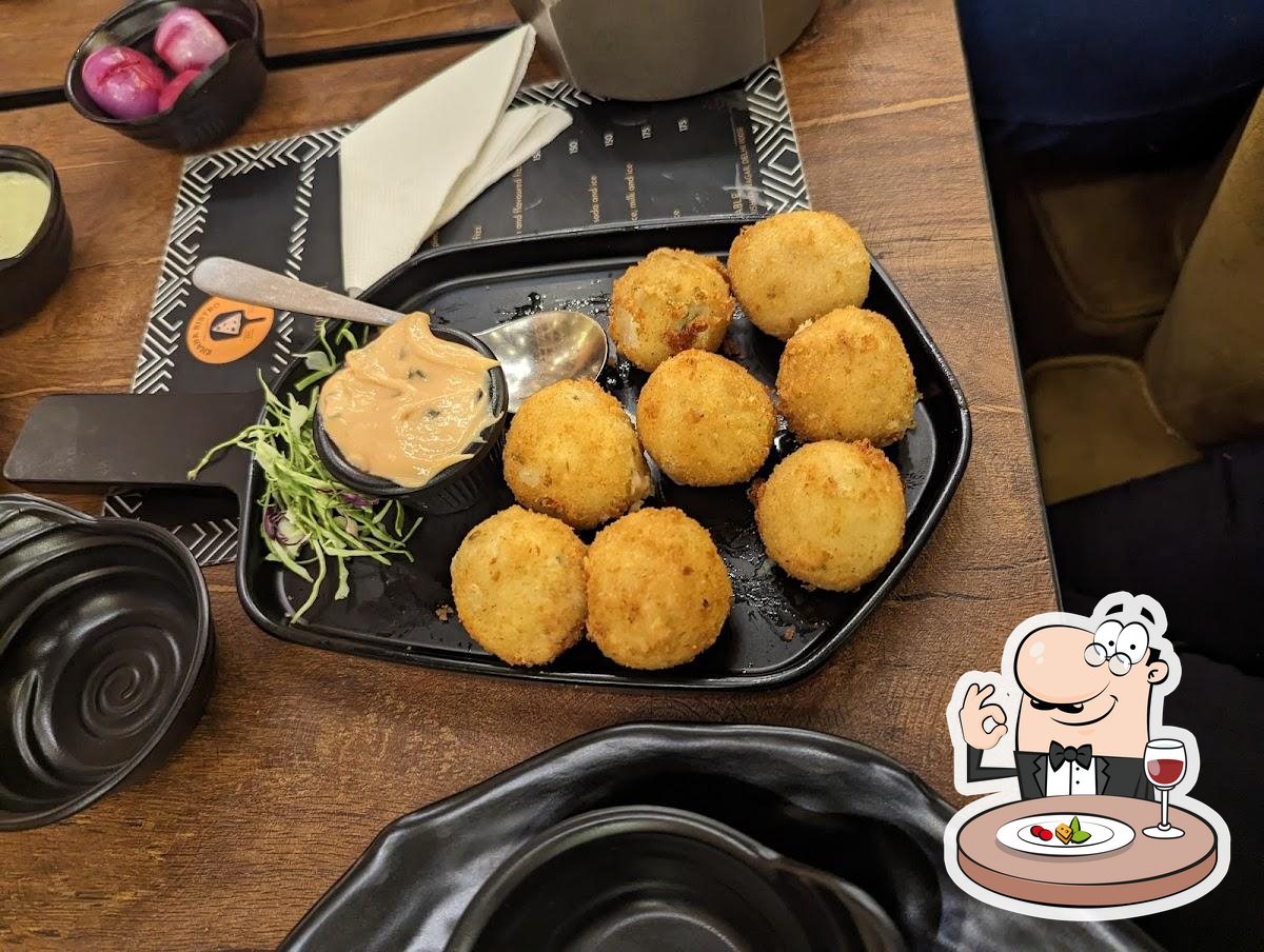 The 3 Storey restaurant cafe partyhall, Delhi - Restaurant reviews