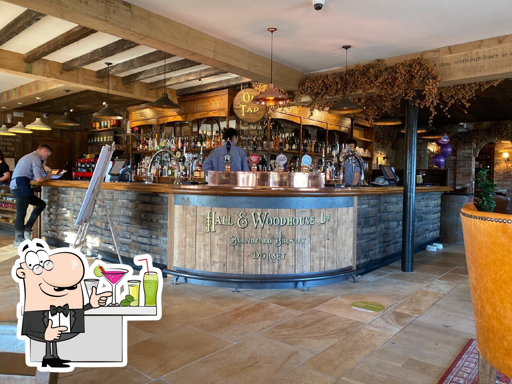 The Holly Blue Pub & Restaurant, Basingstoke in Basingstoke ...