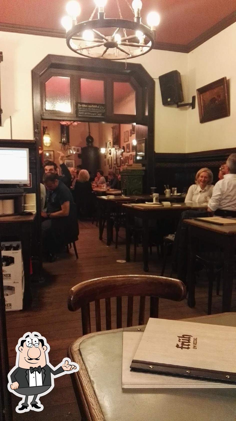 FRÜH "Em Veedel" pub & bar, Cologne, Chlodwigpl. 28 - Restaurant reviews